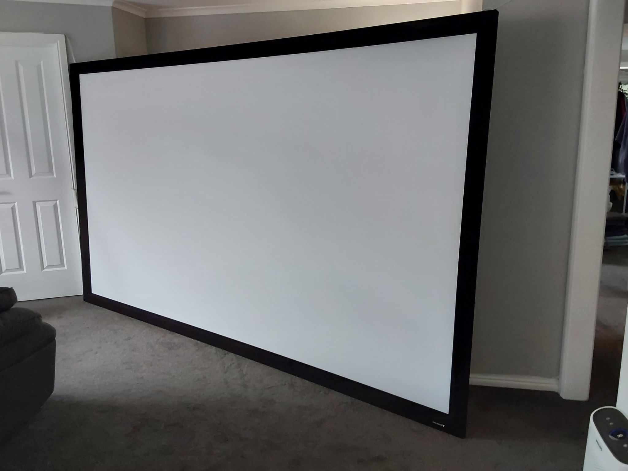 140" Tauris 16:9 HDTV Fixed Frame Projector Screen - Stereo, Home ...