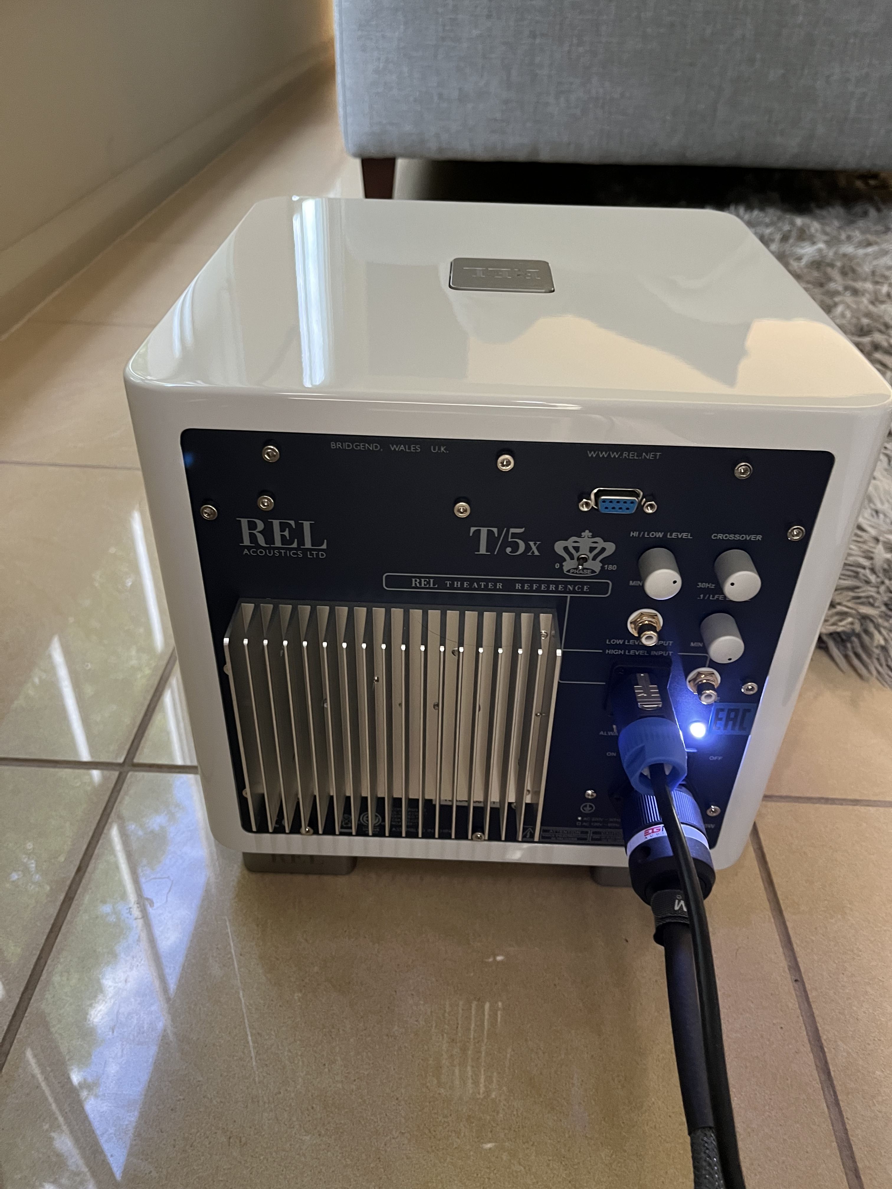 REL T5X Subwoofer Pair White Piano |﻿ Stereo, Home Cinema, Headphones ...