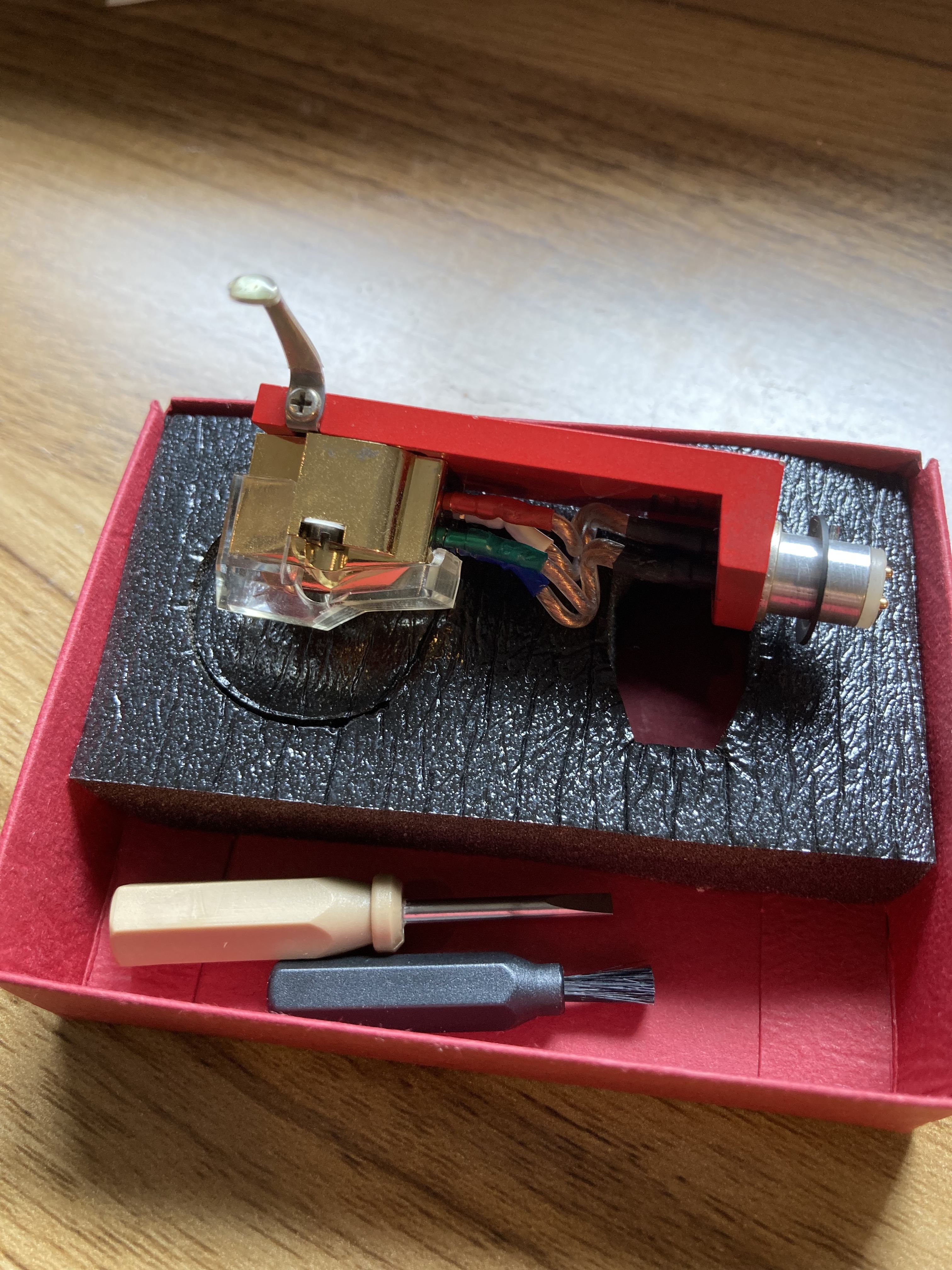 Benz Micro Gold MC w/ new boron cantilever & nude MR - Stereo, Home ...