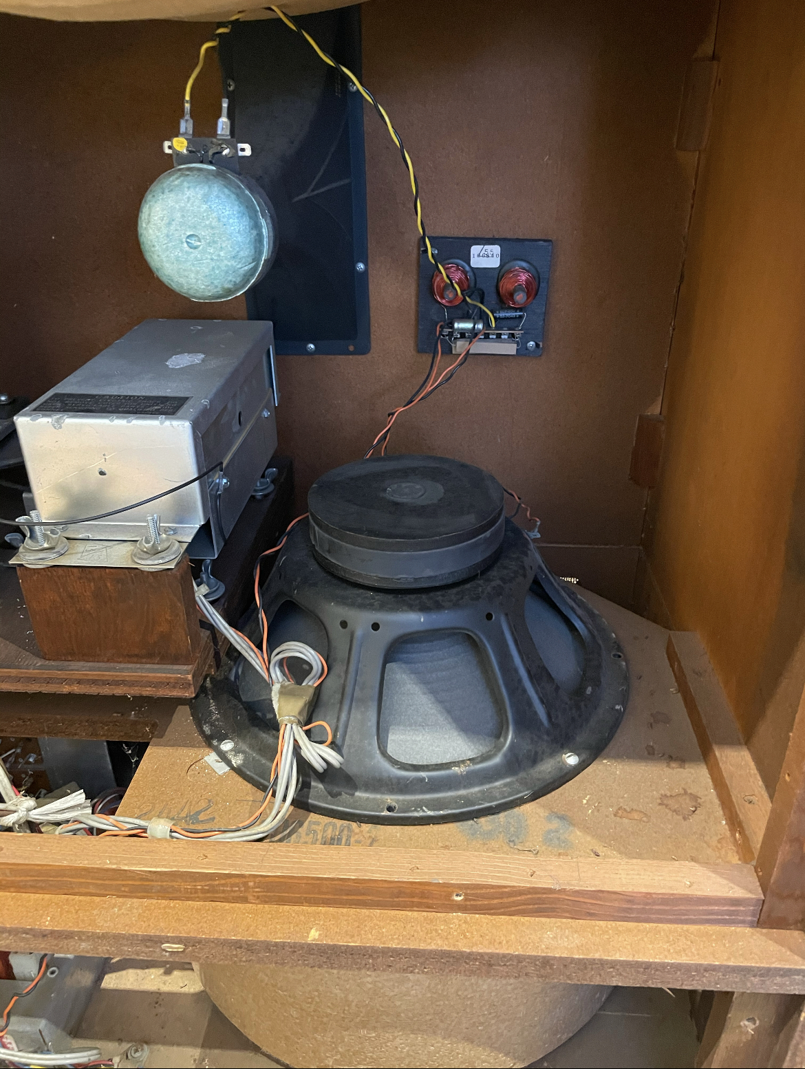 Leslie 430s Plus 2 speakers - Speakers, Soundbars and Subwoofers ...