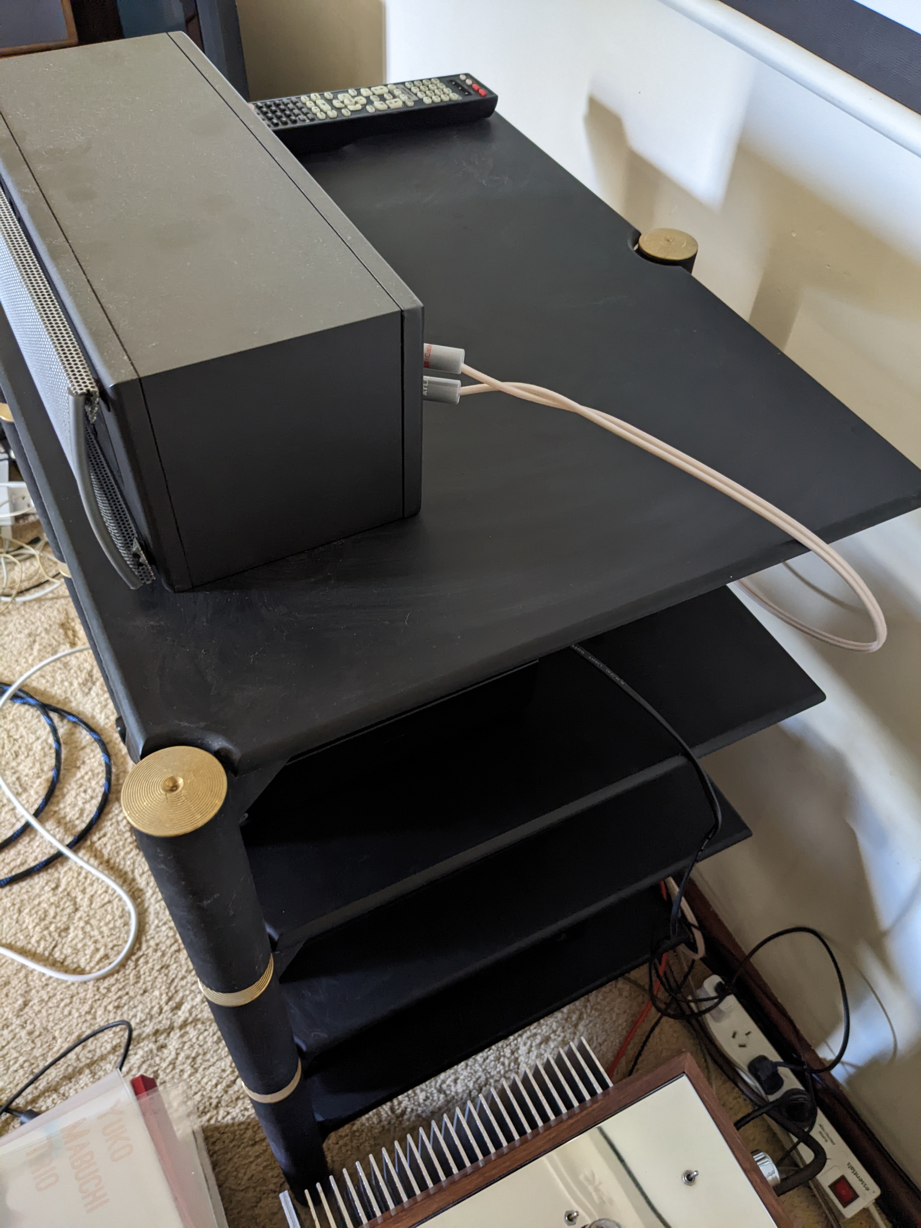 Lovan 4 shelf Hi Fi rack - Hi-Fi and Cinema Cables & Accessories ...