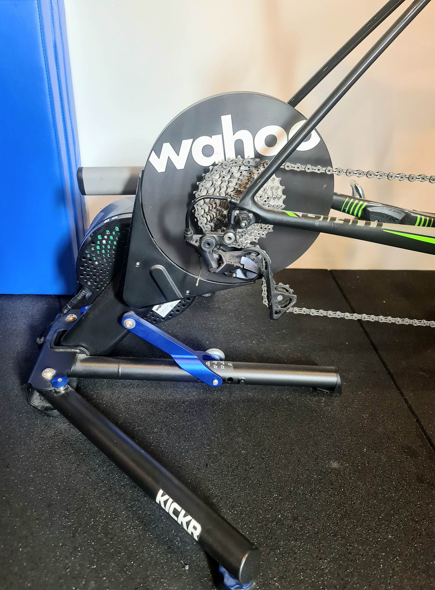 Wahoo KICKR and CLIMB - Classifieds - All Other - StereoNET