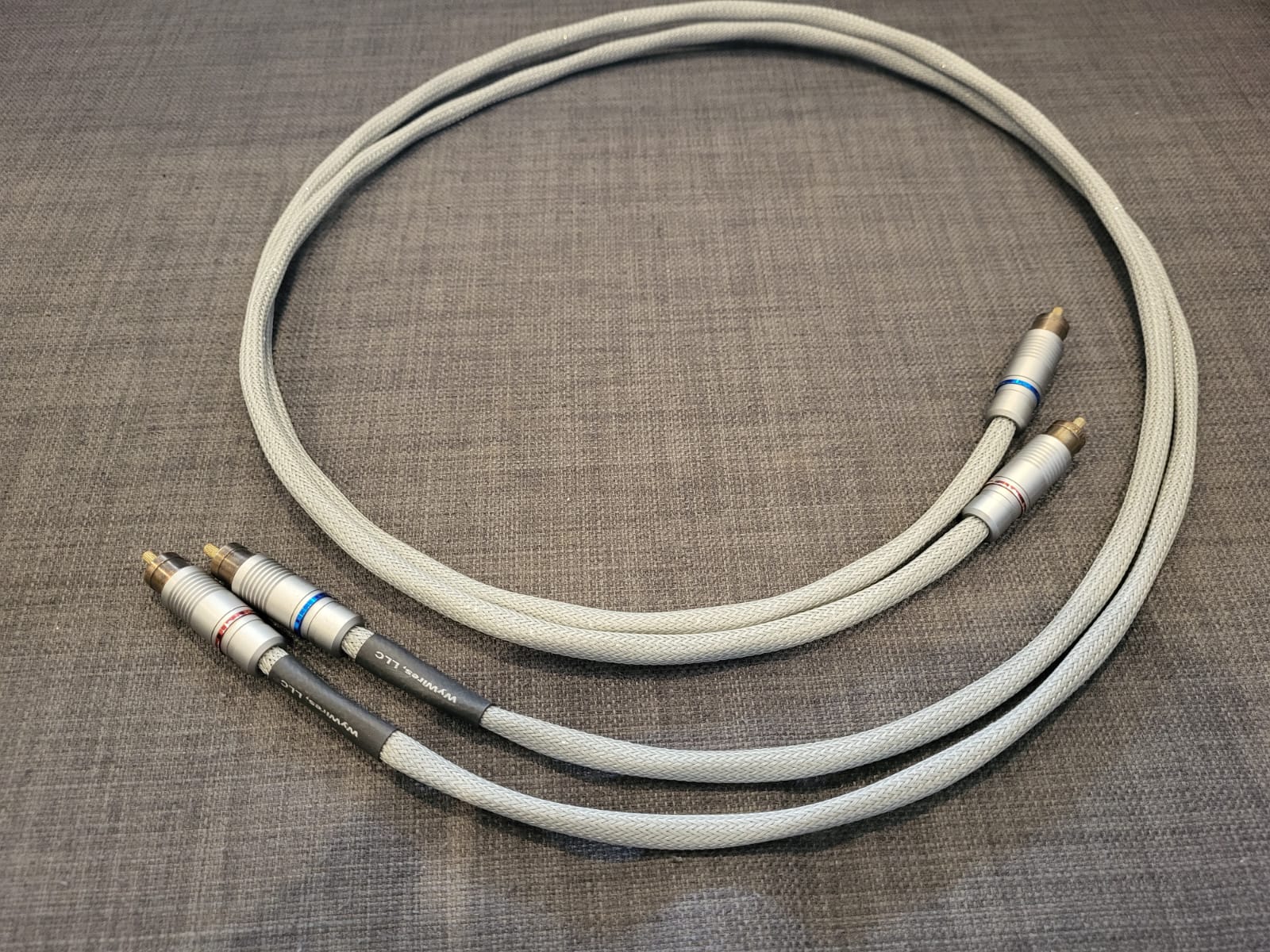 Pending :Wywires Silver series Interconnects 1.23m RCA - Hi-Fi and ...