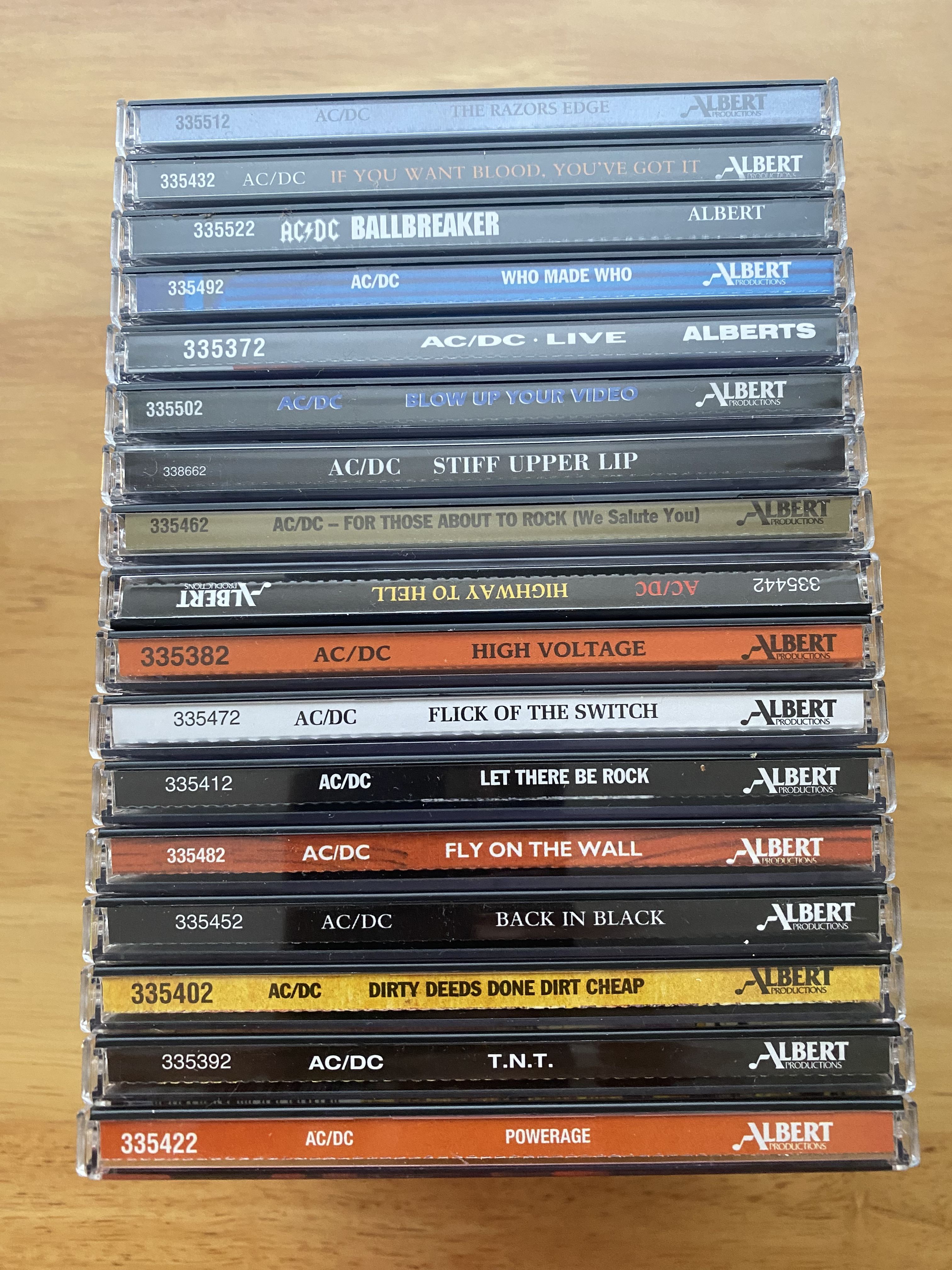 AC DC CD Boxset - Vinyl, CD, and Blu-ray - StereoNET