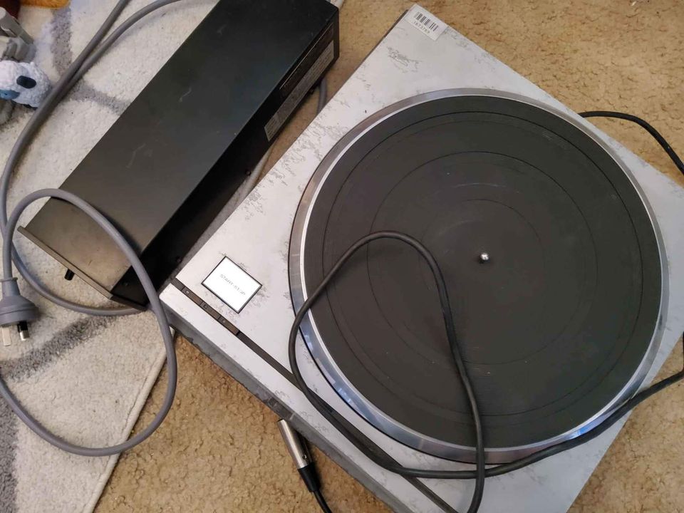 Technics SP10 direct drive turntable with power supply - Stereo, Home ...