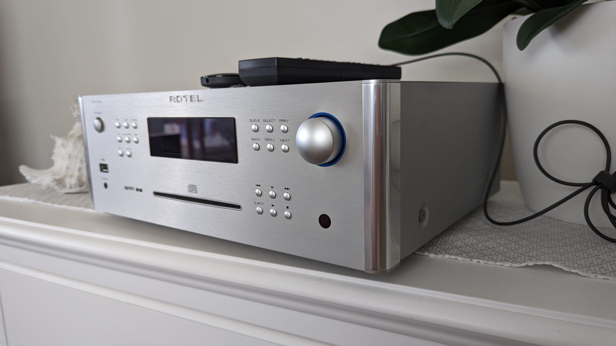 Rotel RCX-1500 All in One Streaming Amplifier - Stereo, Home Cinema ...