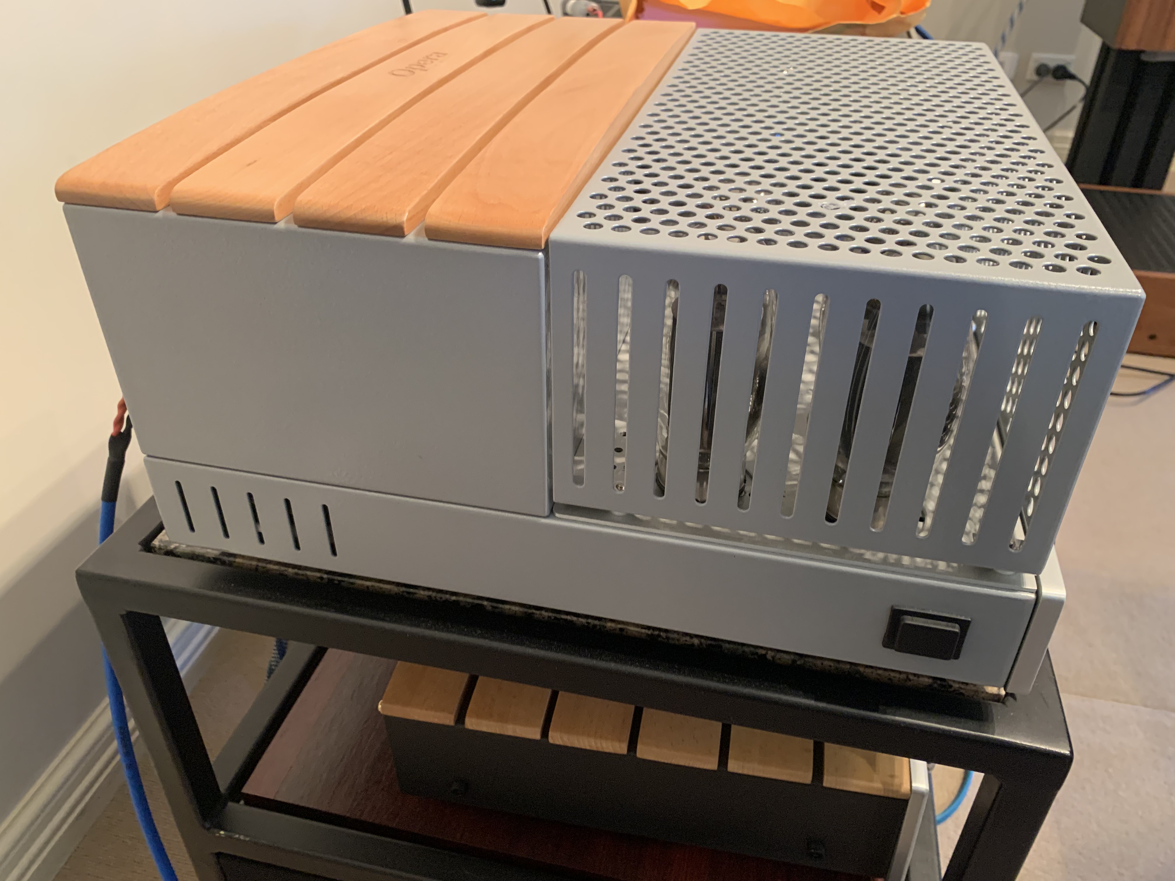 Consonance Cyber 880i integrated amplifier - Stereo, Home Cinema ...