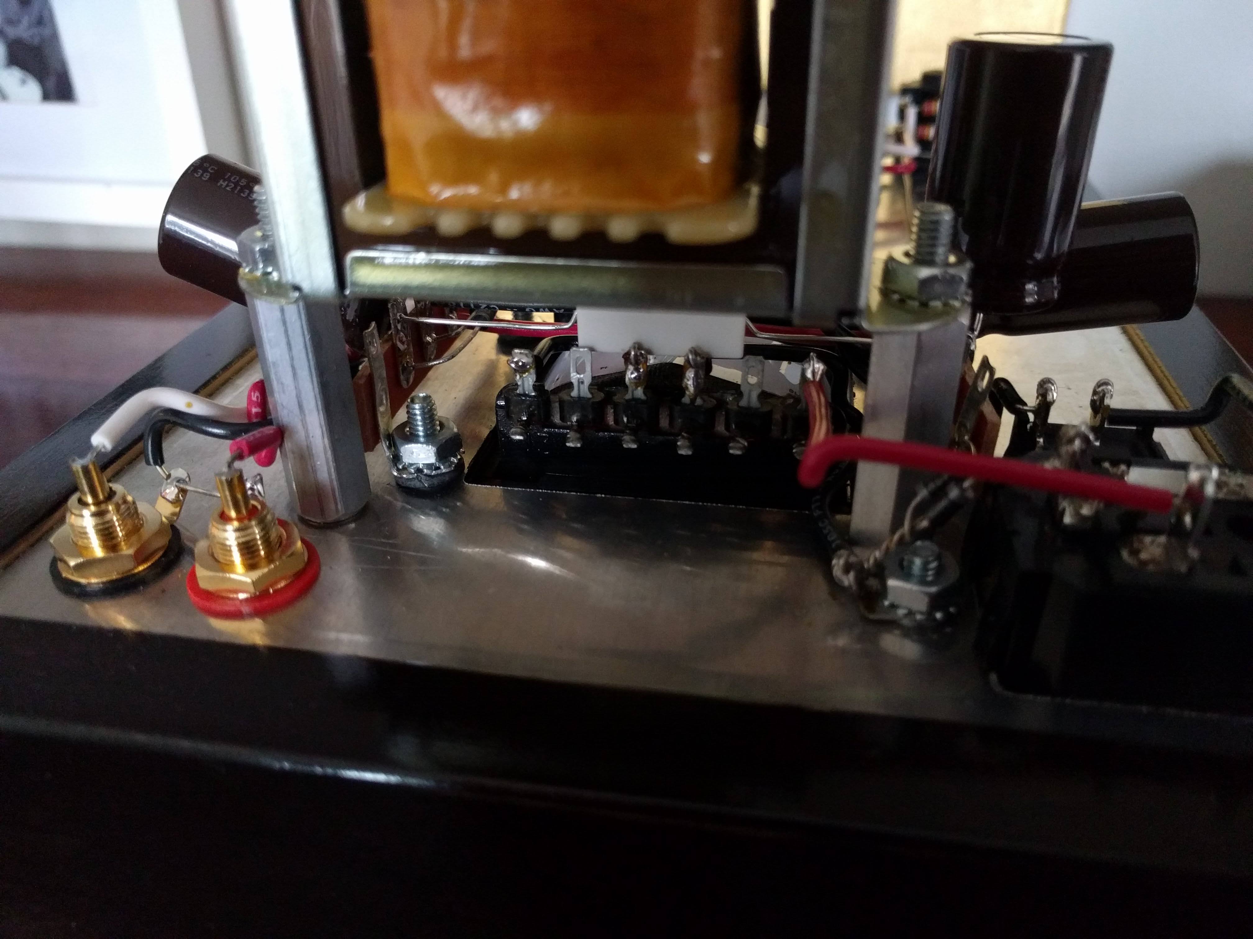 Bottlehead Crack OTL Headphone Amplifier Professionally Made - Stereo ...