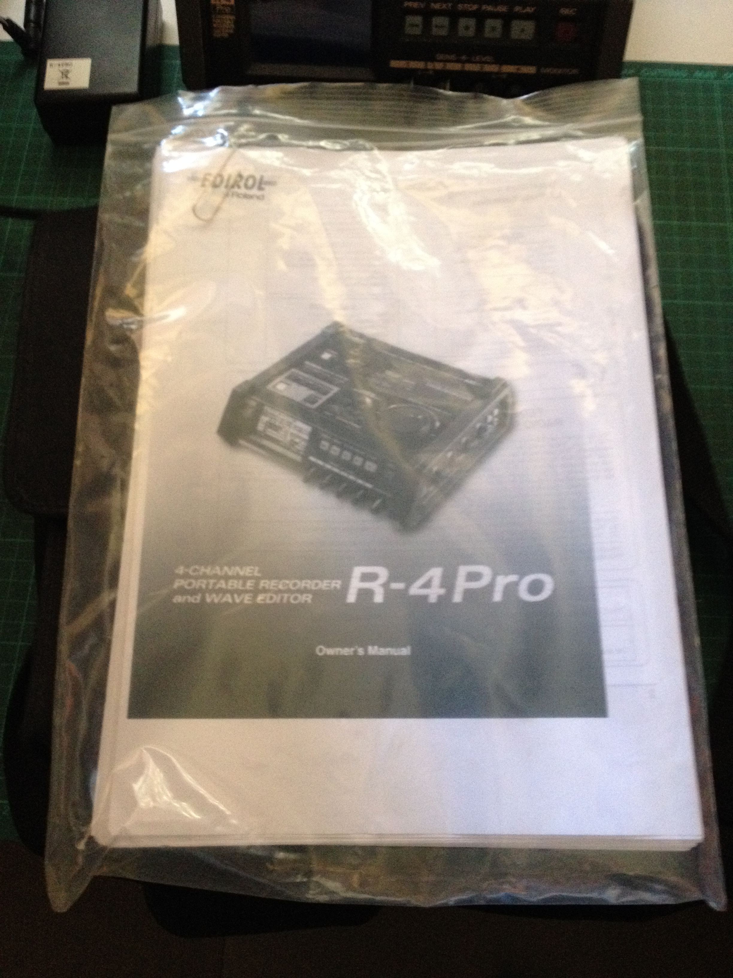 ROLAND EDIROL R4 PRO 4 ChannelRECORDER - Stereo, Home Cinema ...