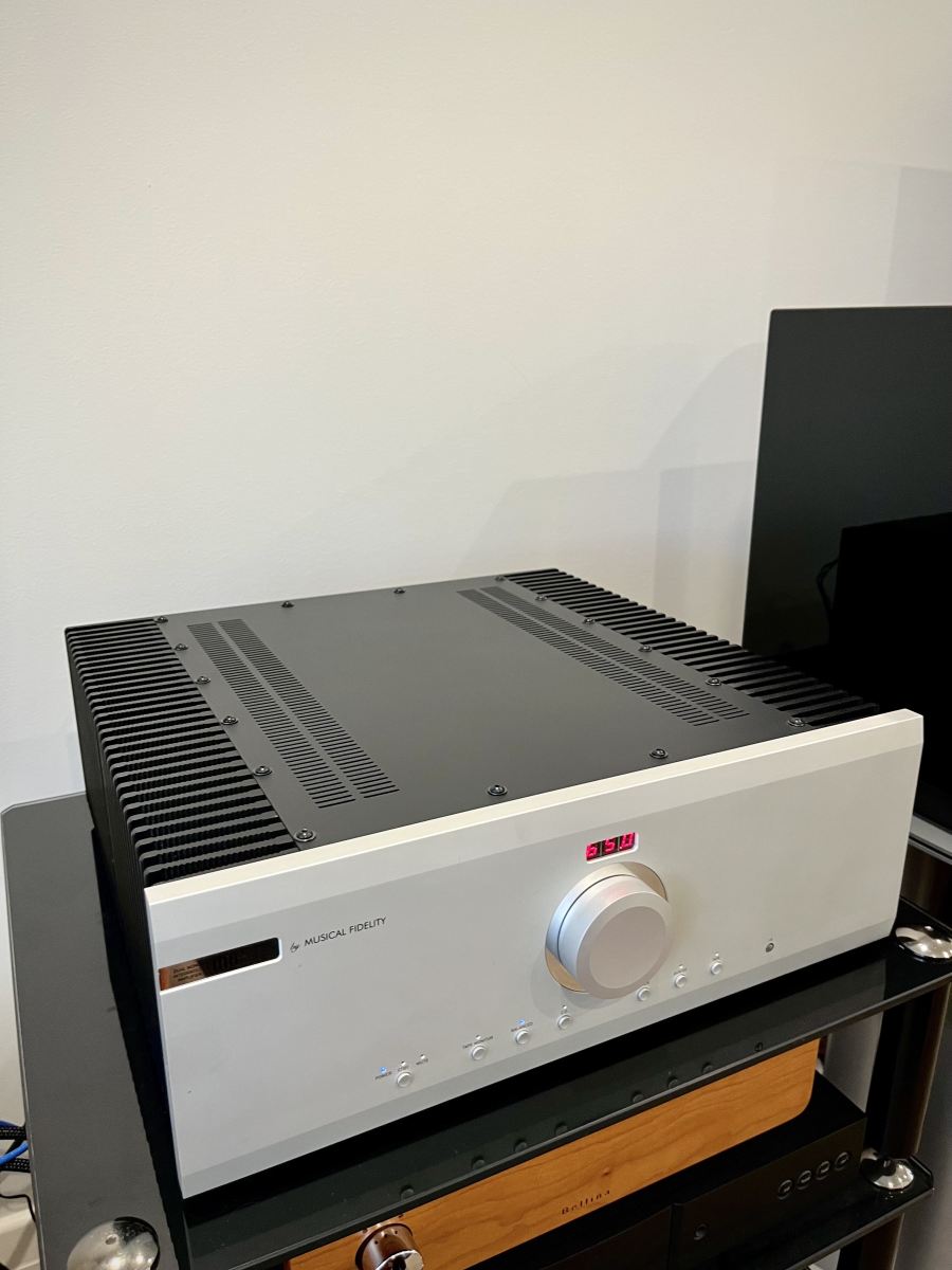 Musical Fidelity M6 500i integrated amplifier - Stereo, Home Cinema ...
