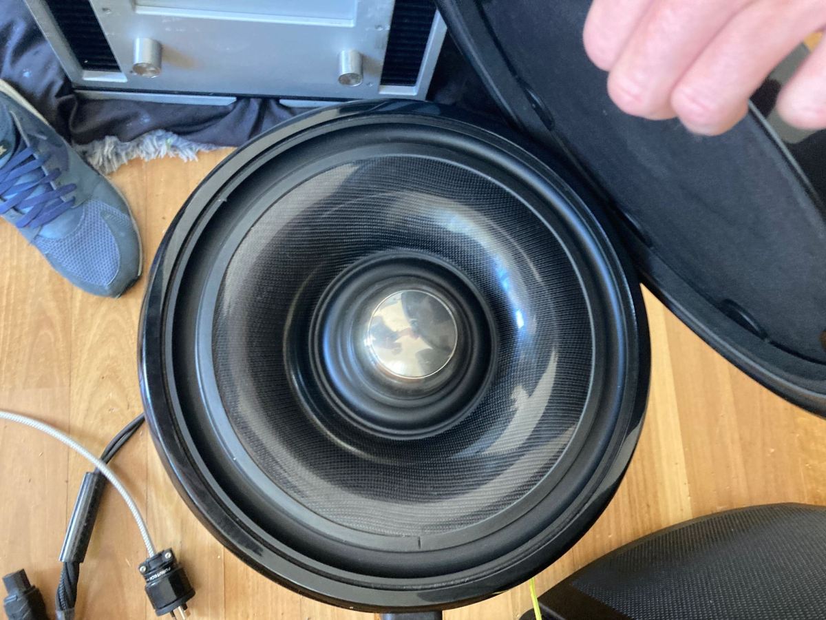 WILSON Benesch Infrasonic generator and Torus amp - Stereo, Home Cinema ...