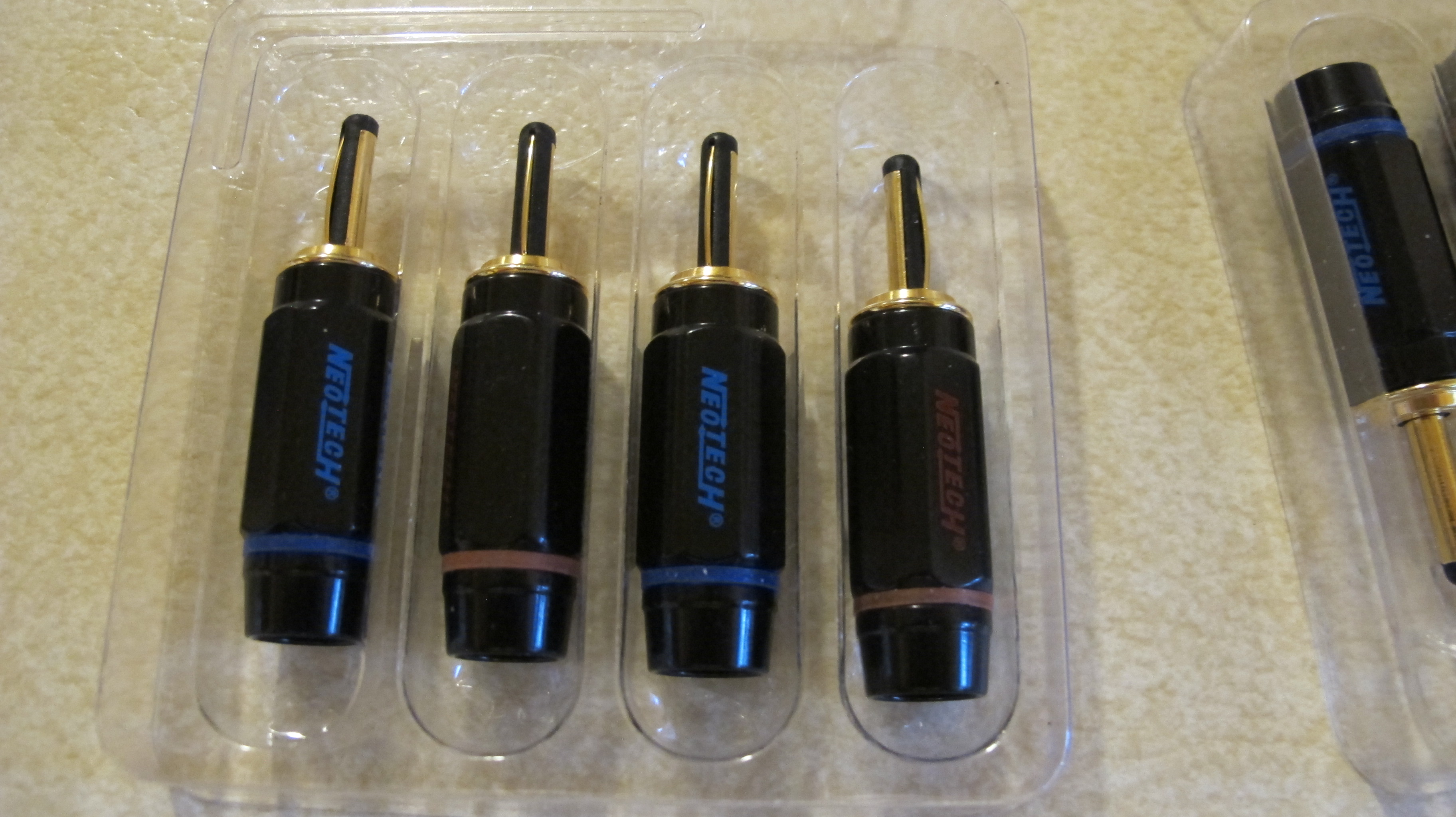 NEOTECH NCB-80 BANANA PLUGSX 8 - Hi-Fi and Cinema Cables & Accessories ...