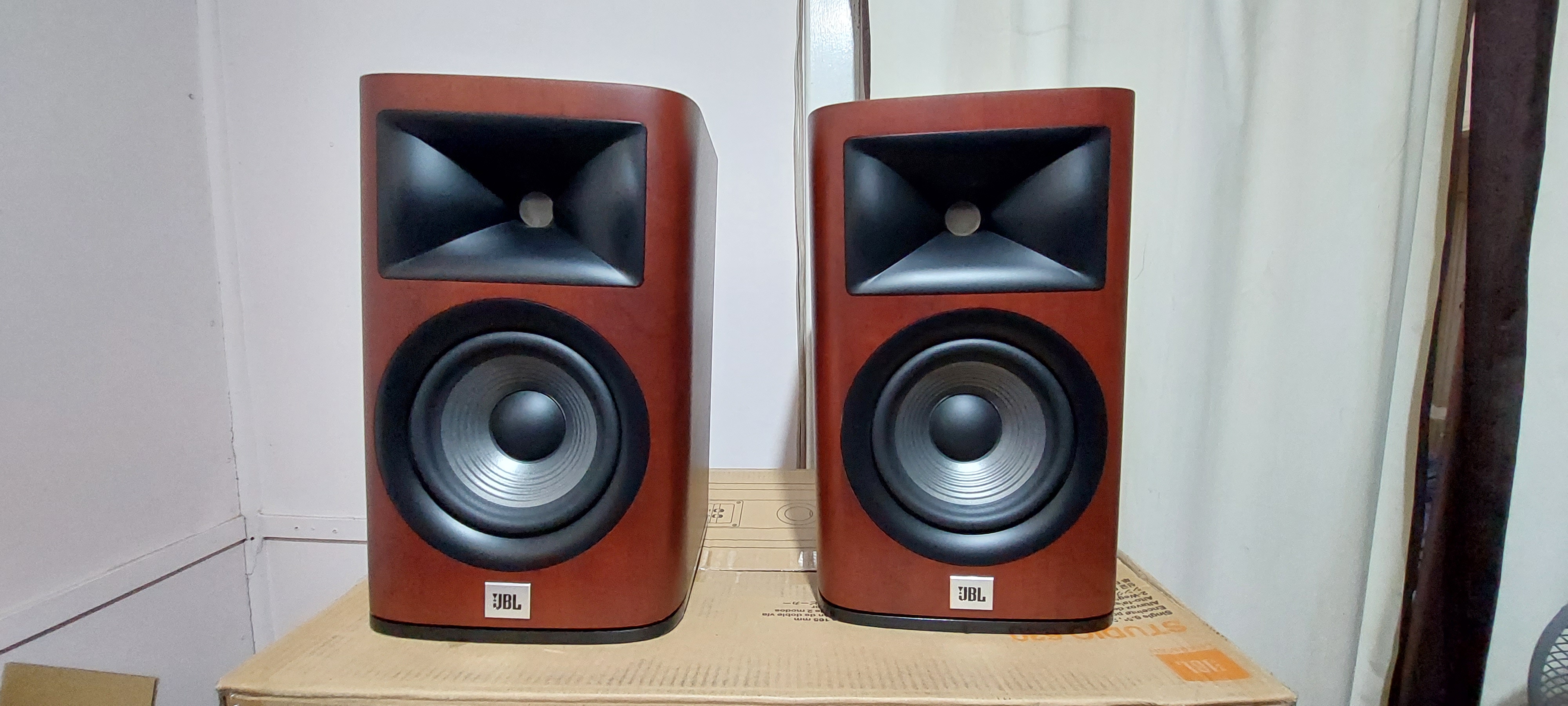 JBL STUDIO 630 BOOKSHELF SPEAKERS. - Stereo, Home Cinema, Headphones ...