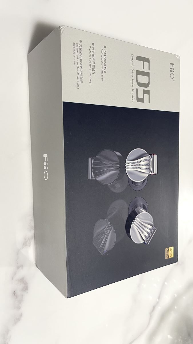 Fiio FD5, In-Ears HiRes, Beryllium Coated, dynamic Driver |﻿ Stereo ...