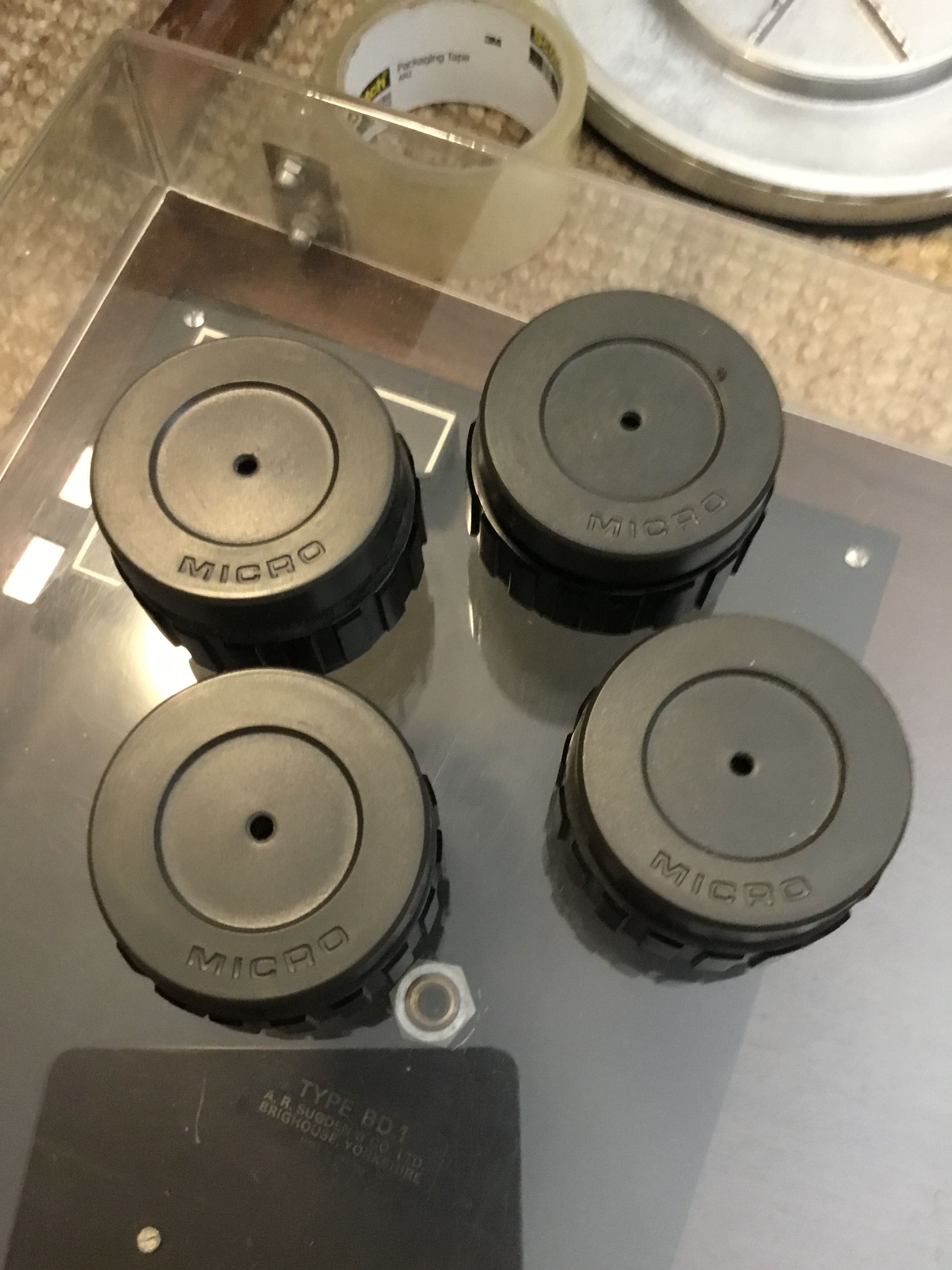 MICRO SEKI SUSPENSION FEET FOR TURNTABLE OR OTHER - Hi-Fi and Cinema ...