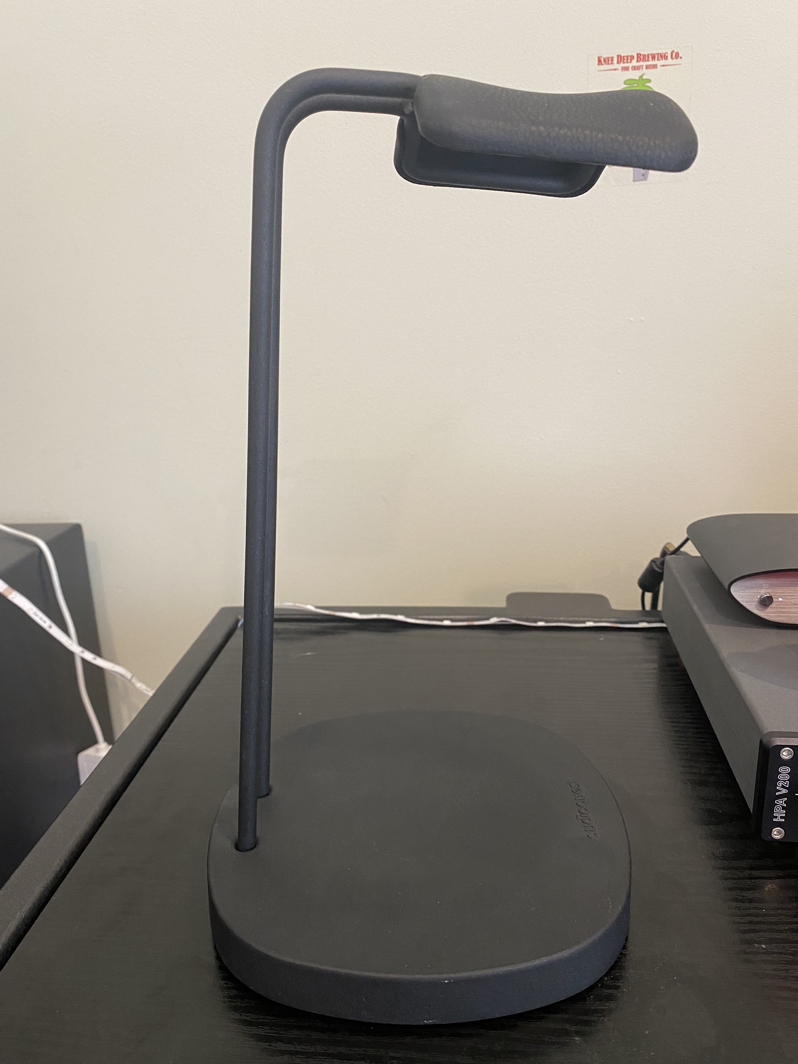 Audioquest Perch headphone stand - Hi-Fi and Cinema Cables ...