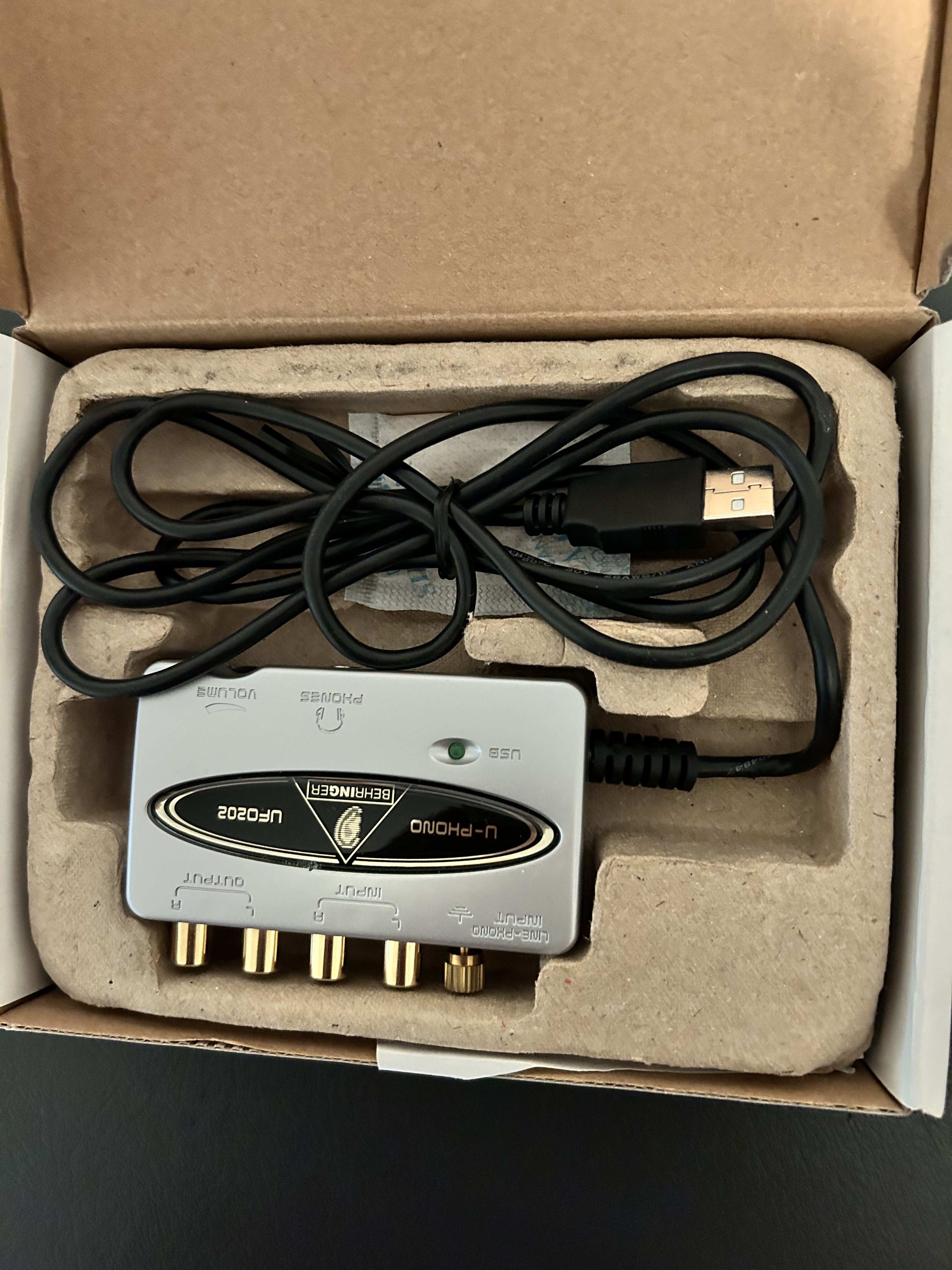 Audiophile USB/Audio Interface with Built-in Phono Preamp - Hi-Fi and ...