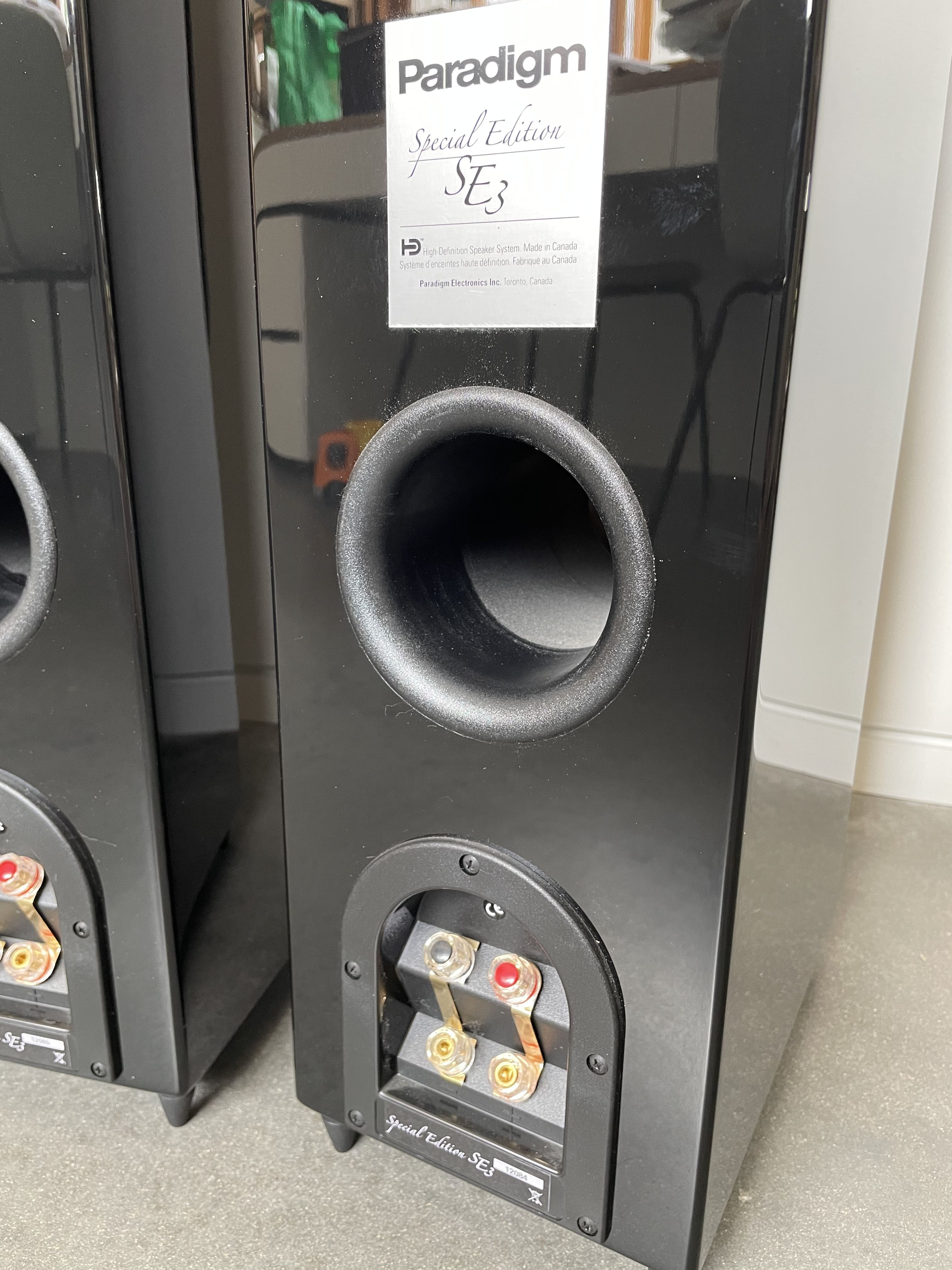 Paradigm SE3 Floorstanders in Black Gloss - Stereo, Home Cinema ...