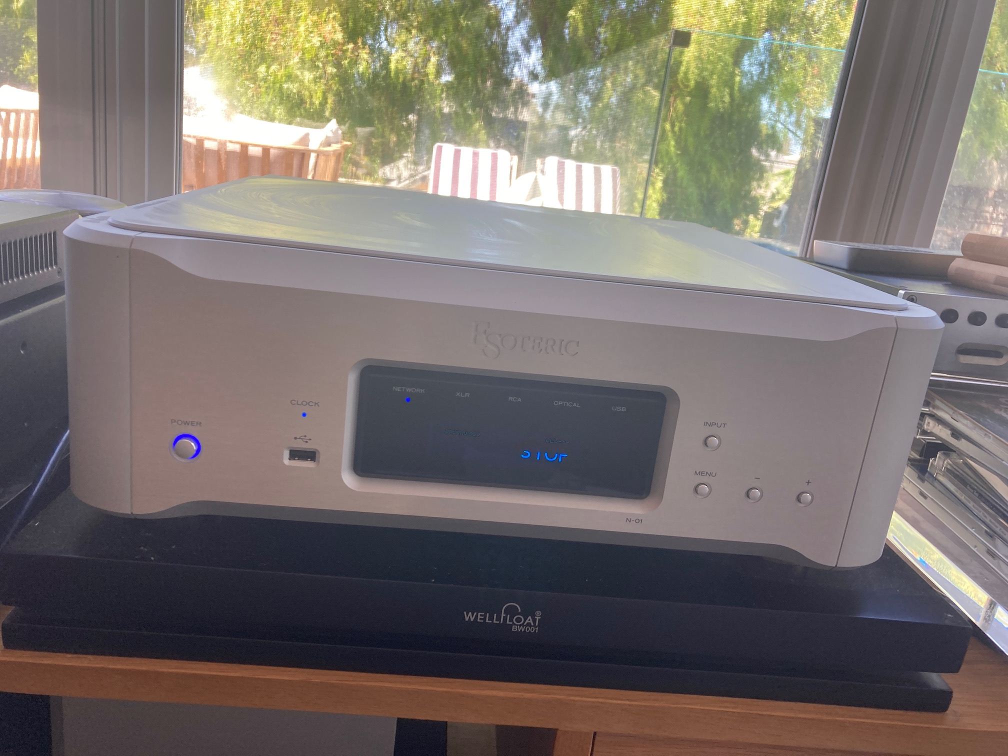 Esoteric N-01 Streamer and onboard DAC. - Stereo, Home Cinema ...