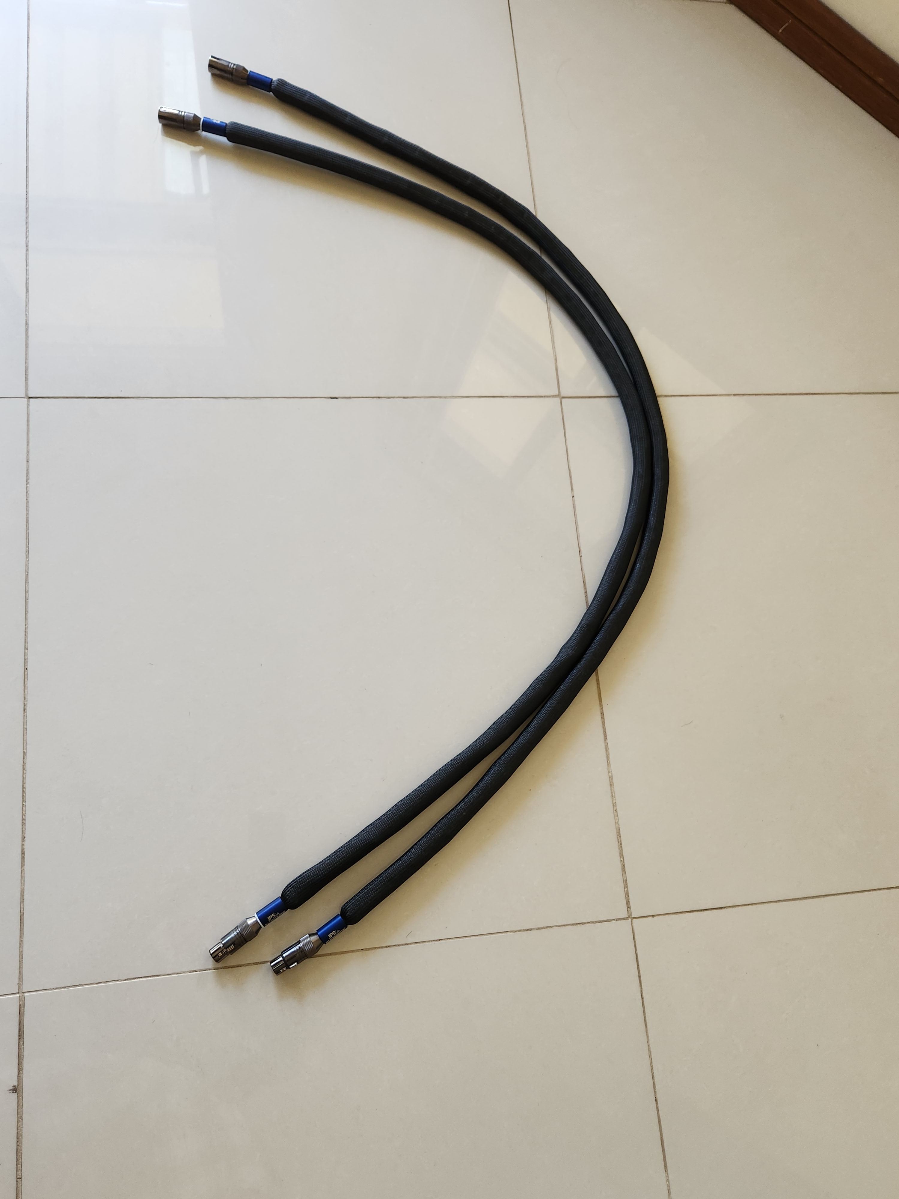 JPS Lab Aluminata 1.5m XLR cable - Hi-Fi and Cinema Cables ...