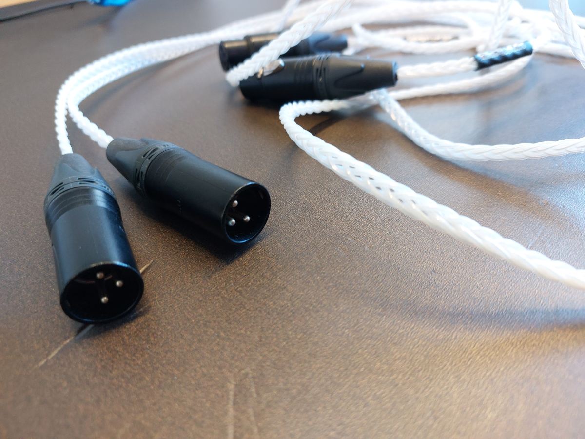 Achtung Audio (Gothic Audio) 8 core AU XLR cable 2.2m - Hi-Fi and ...