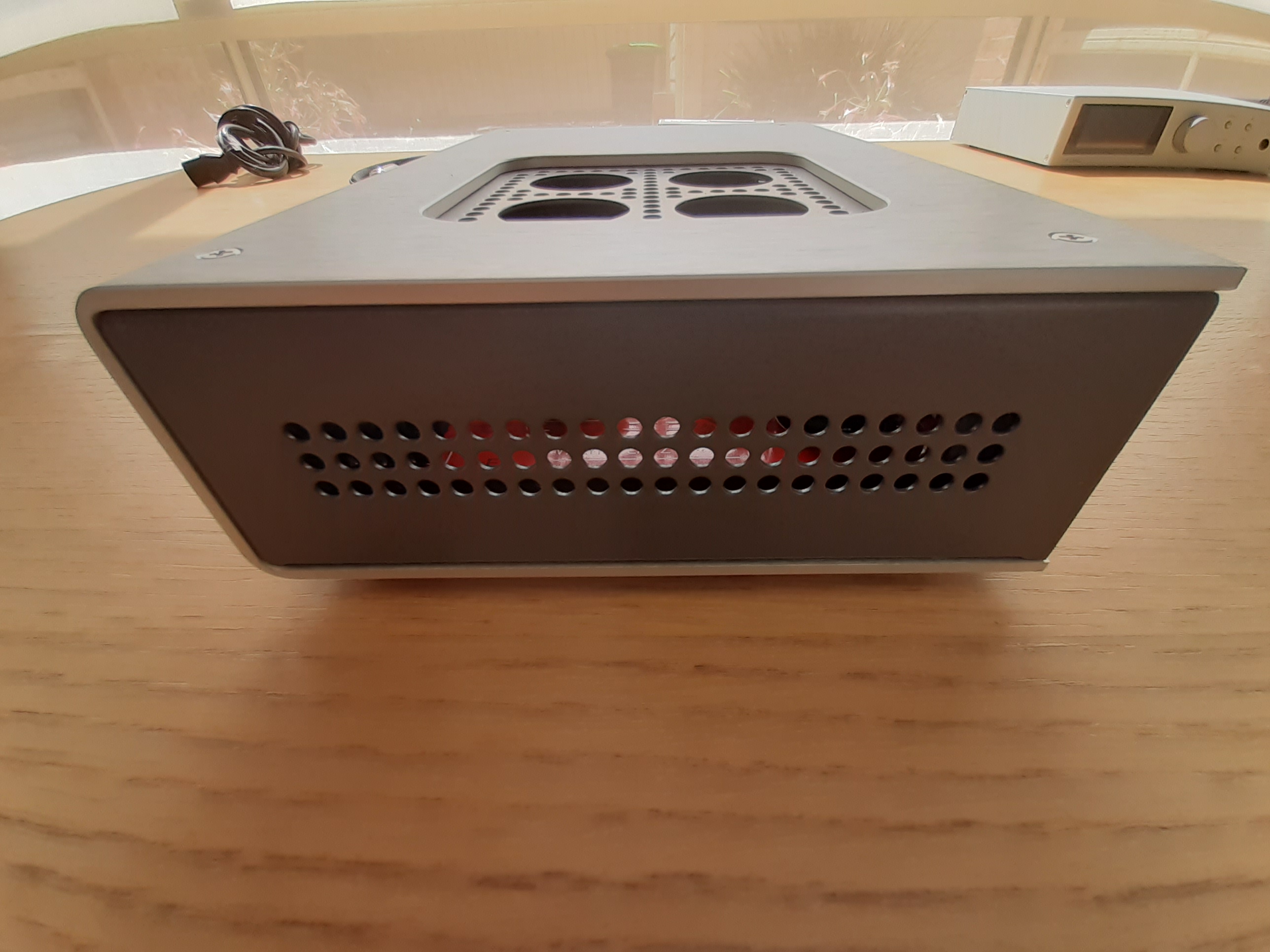 Schiit Valhalla 2 - OTL Headphone Amplifier - Stereo, Home Cinema ...