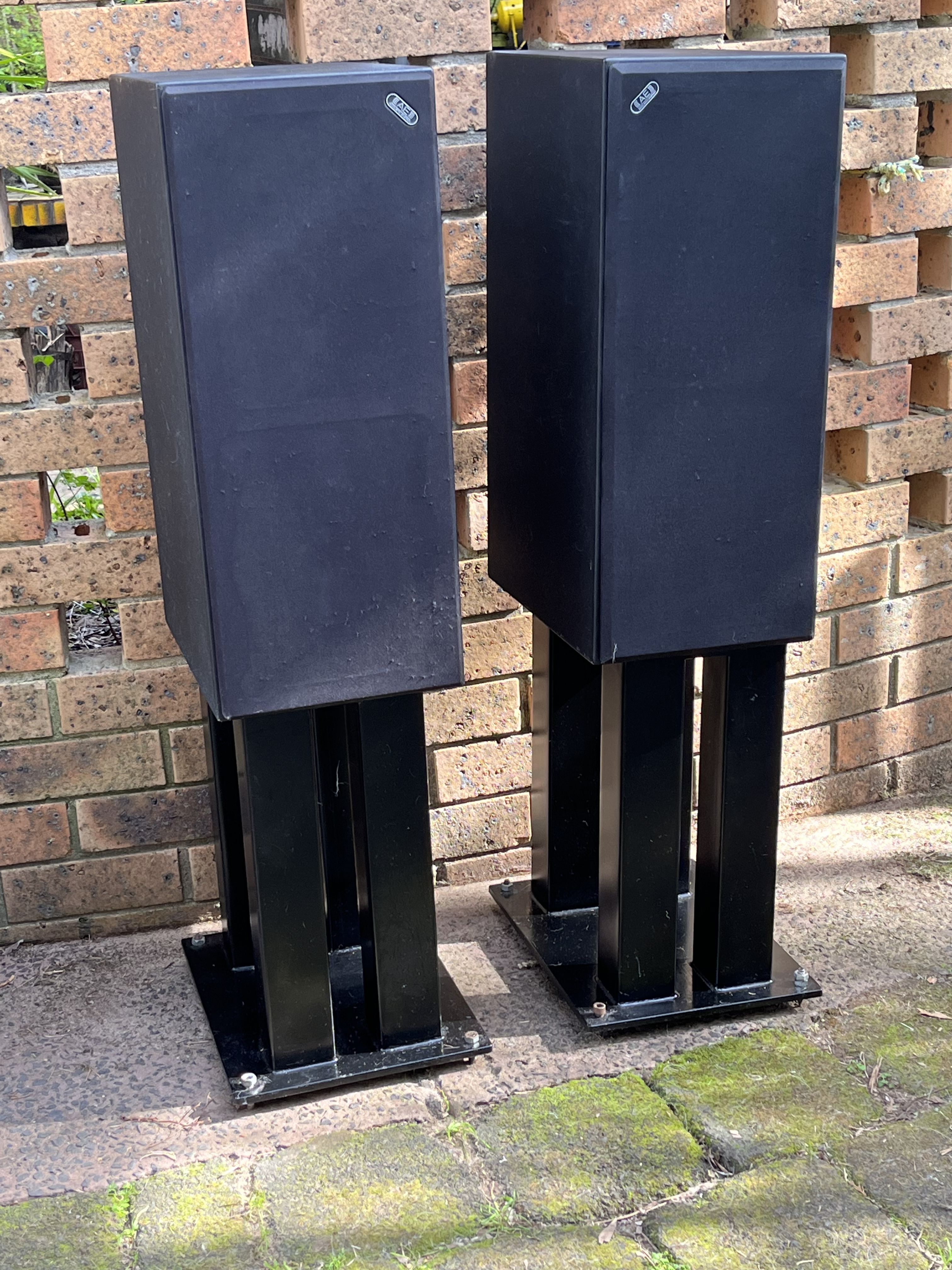 Acoustic Energy AE3. 70Kg w/stands ! - Stereo, Home Cinema, Headphones ...