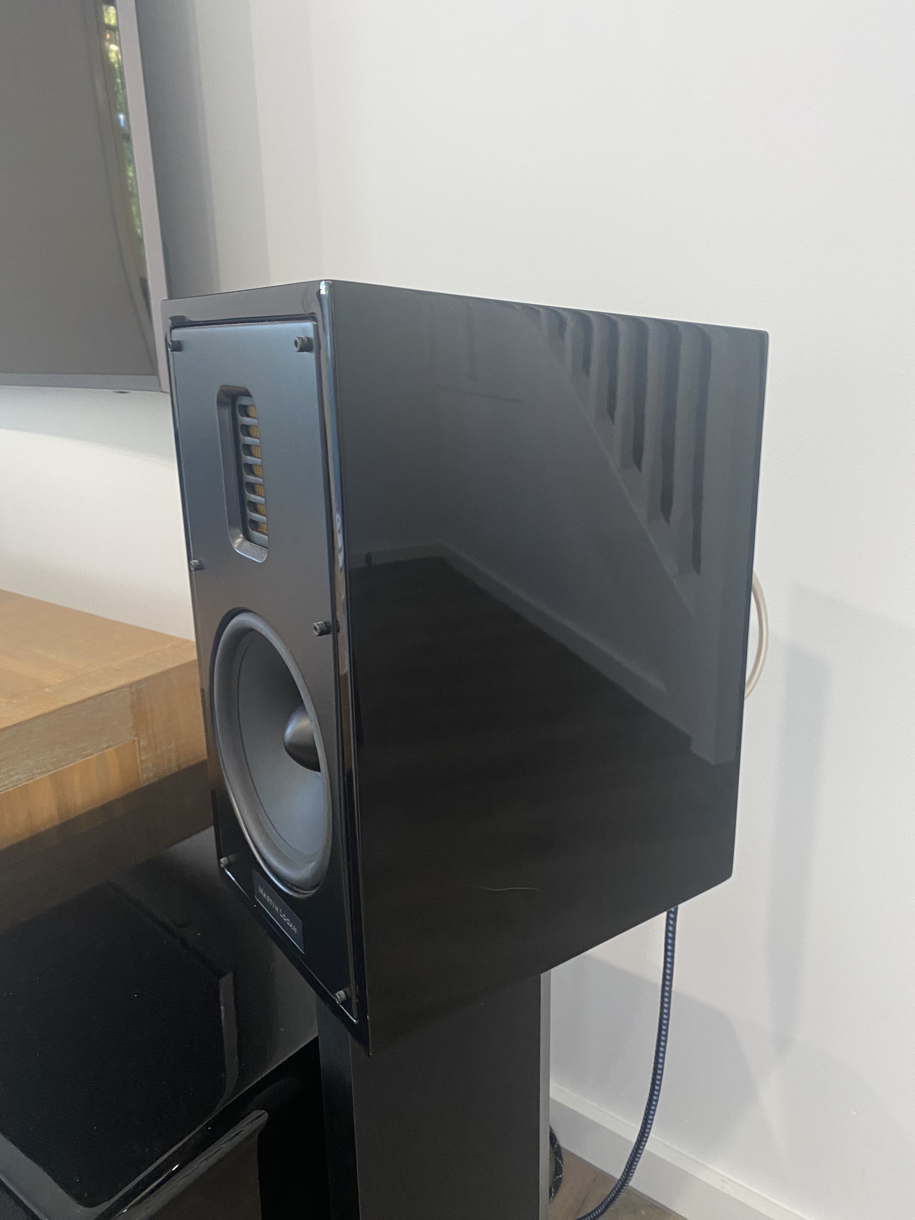 Martin Logan Motion 35XT Bookshelf Speakers - Stereo, Home Cinema ...