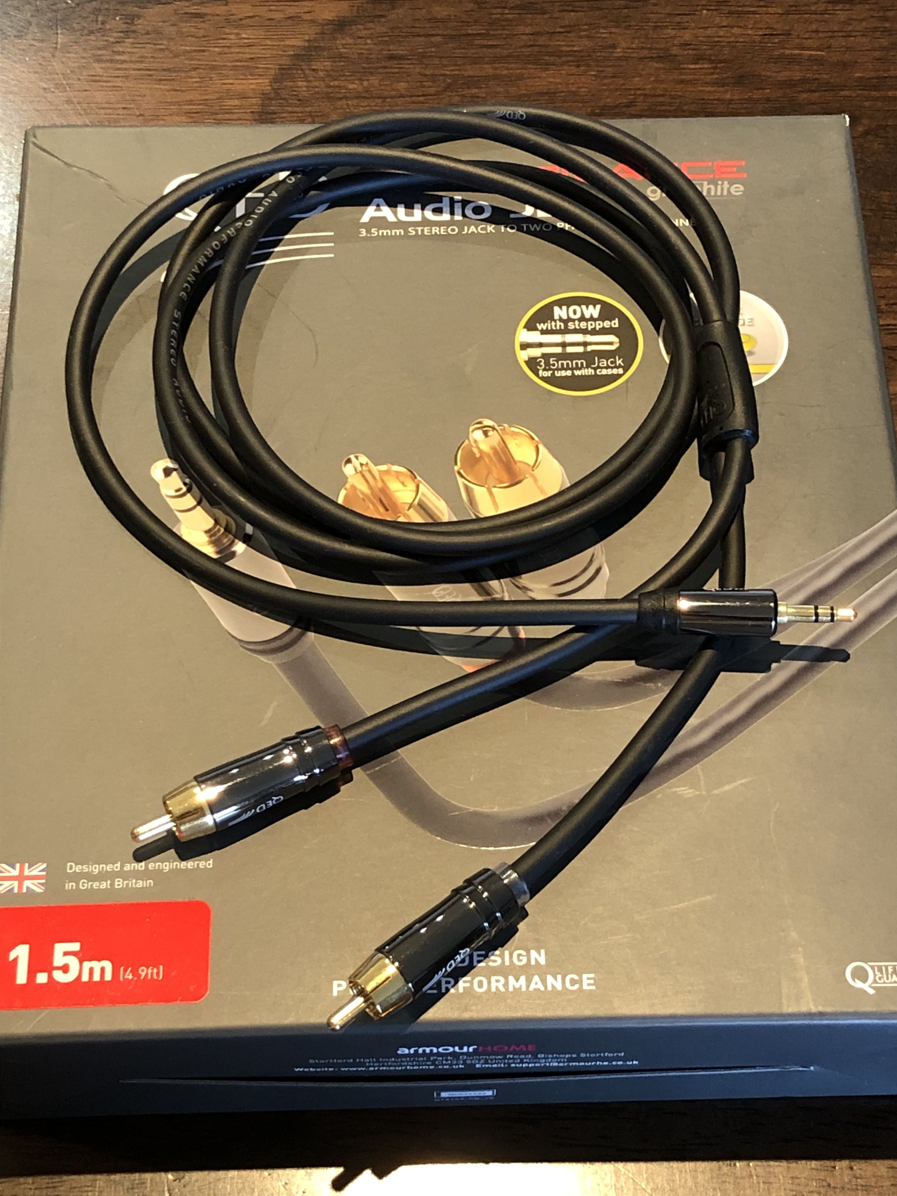 QED Performance Audio J2P Graphite 2/RCA-M/3.5mm 1.5m Cable - Hi-Fi and ...