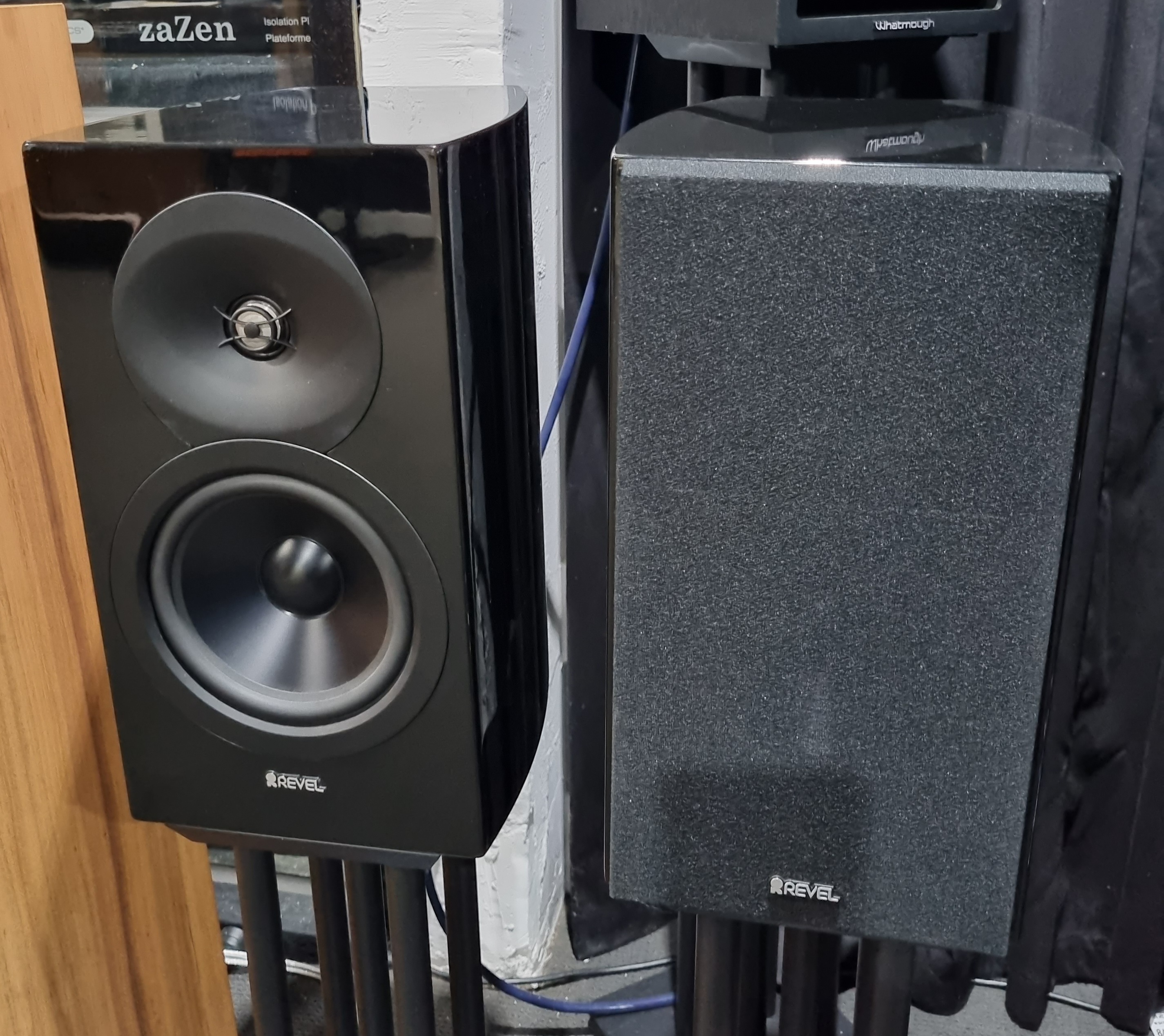 Revel Concerta2 M16 Black Bookshelf Speakers Pair |﻿ Commercial Classifieds