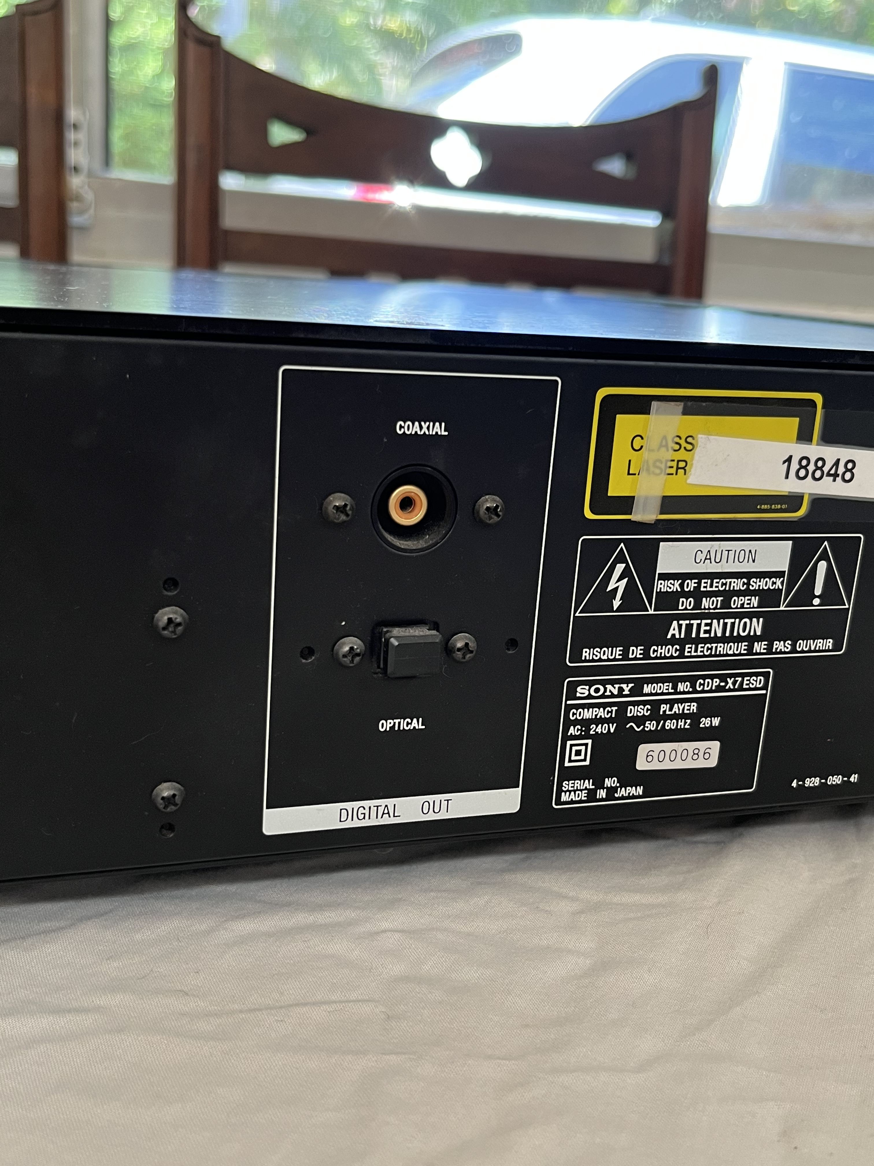 Sony CPD X7ESD - Stereo, Home Cinema, Headphones Components - StereoNET