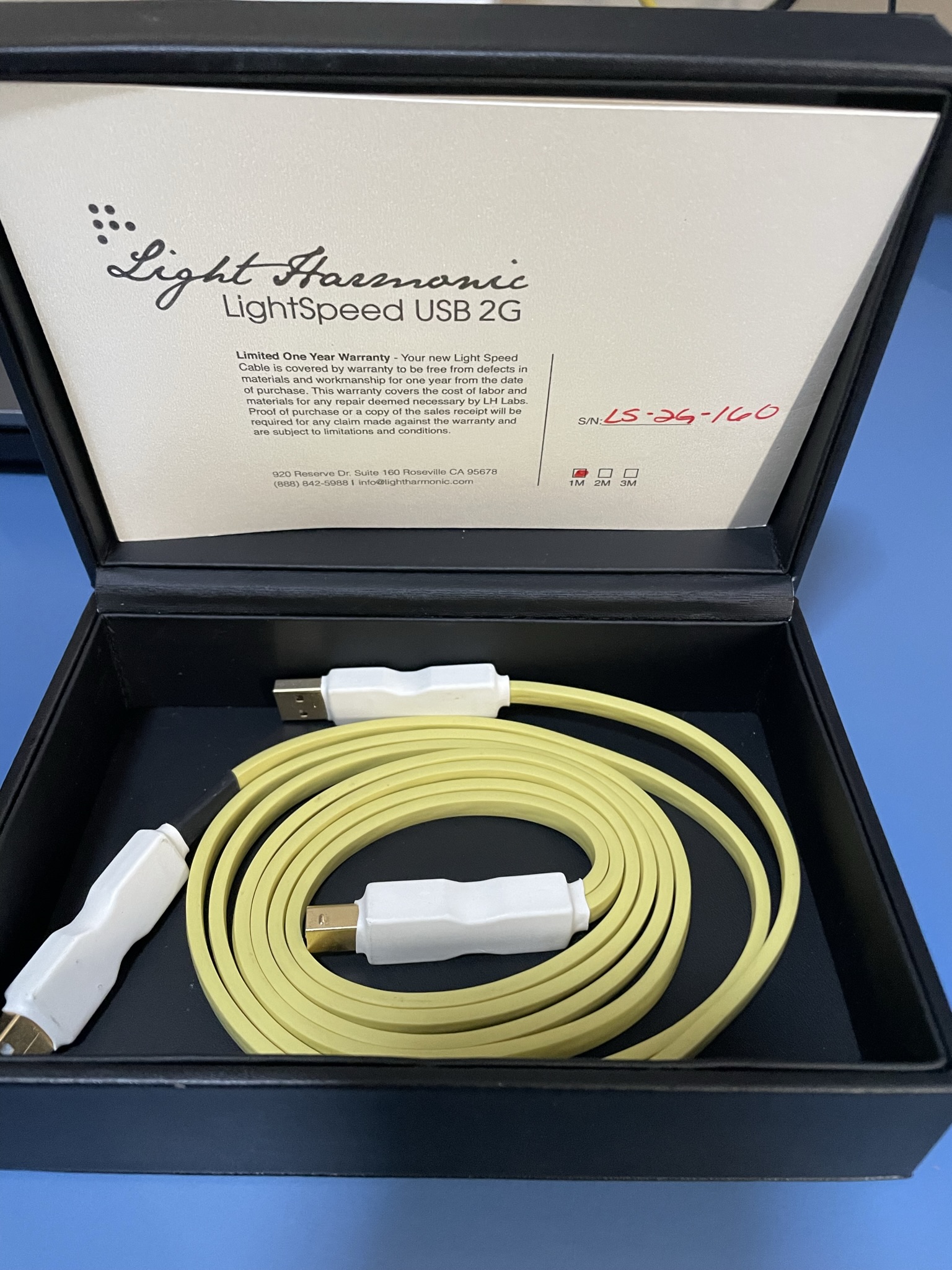 LH Labs Lightspeed 2G Dual Head USB Cable 1M - Hi-Fi and Cinema Cables ...
