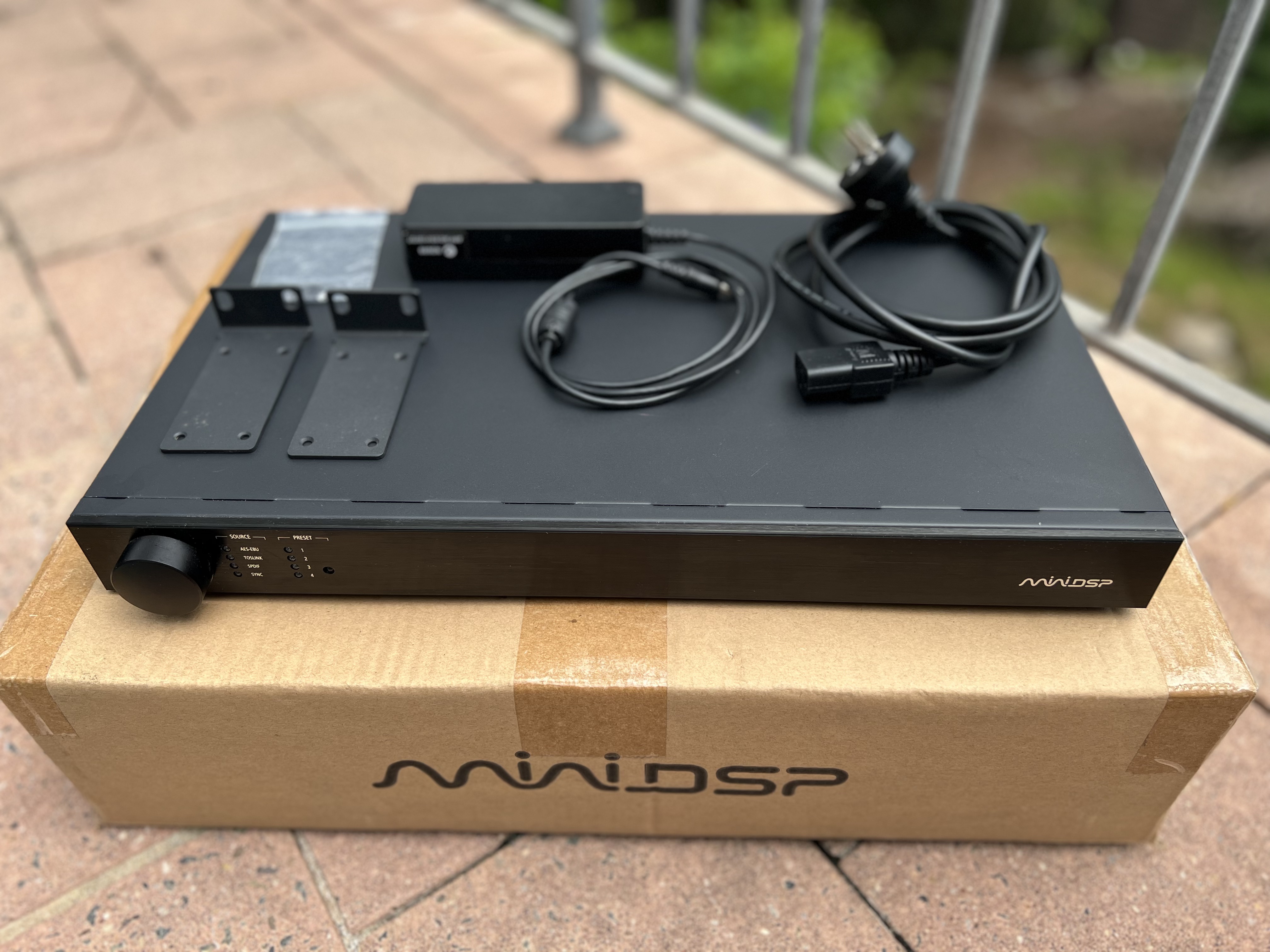 MiniDSP 4x10HD Digital Signal Processor |﻿ Stereo, Home Cinema ...