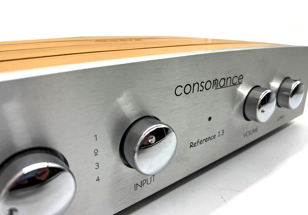 Opera Consonance 1.3 Pre-Amp / mono-block Cyber Power-Amps - Commercial ...