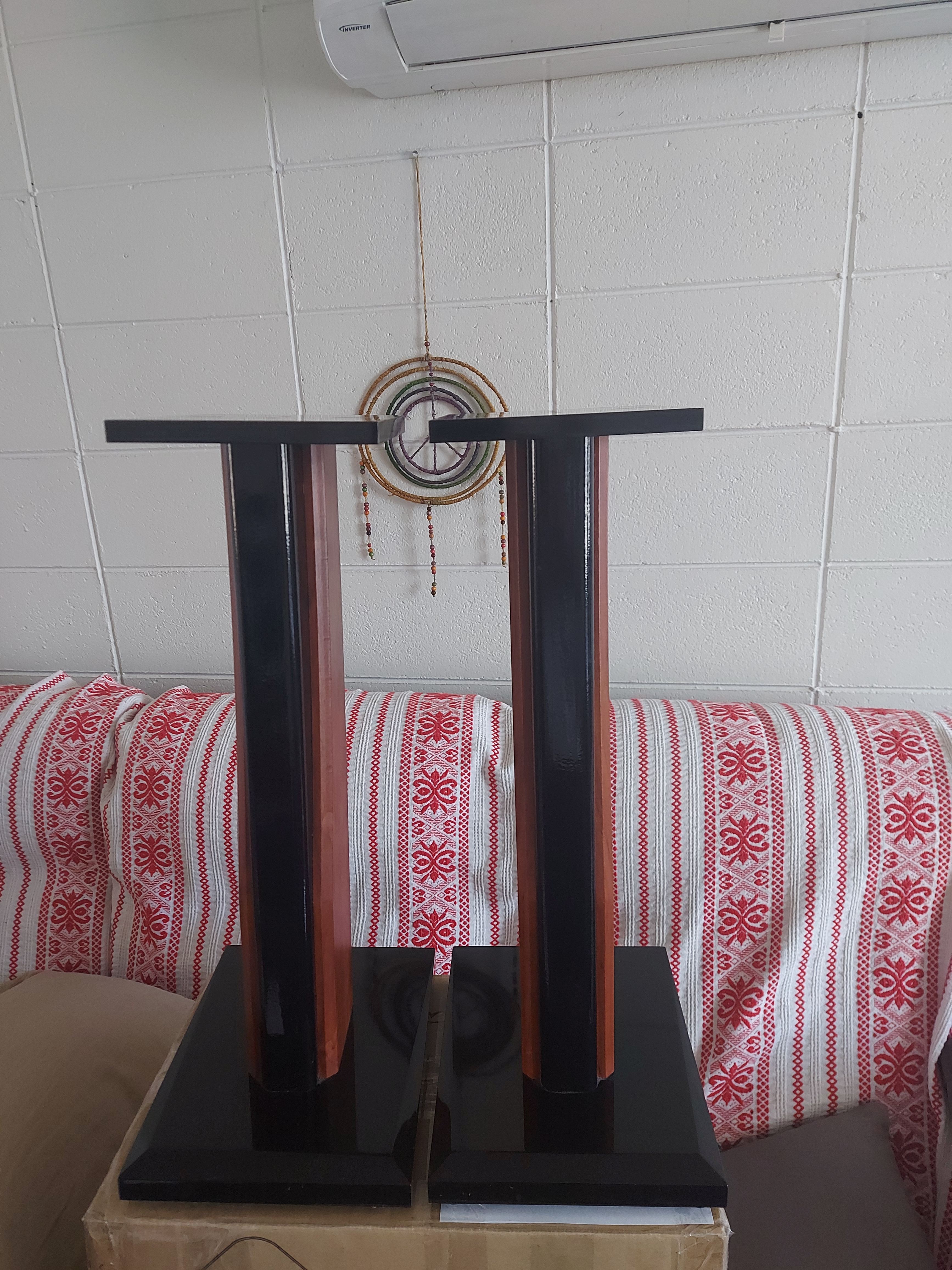 SPEAKER STANDS 60CM. - Hi-Fi and Cinema Cables & Accessories - StereoNET