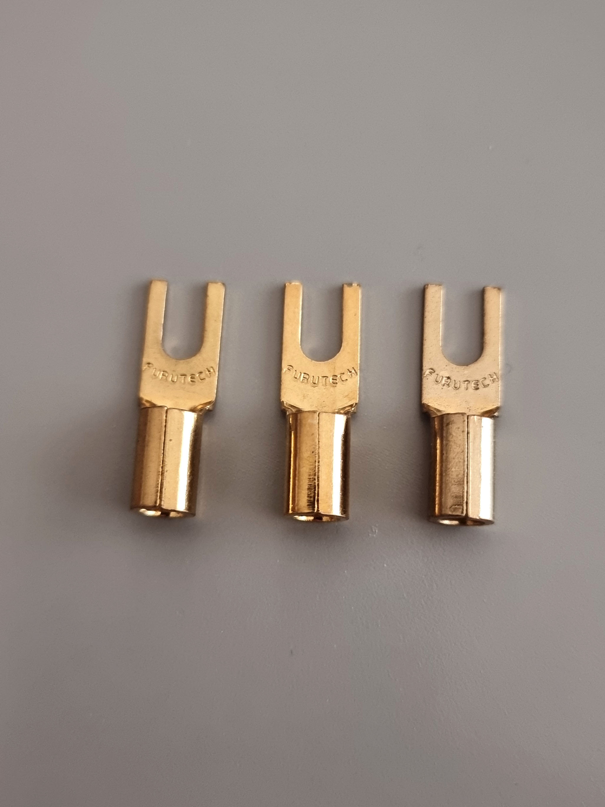 Furutech FI-28(G) IEC 24K Gold-Plated Plugs - Hi-Fi and Cinema Cables ...