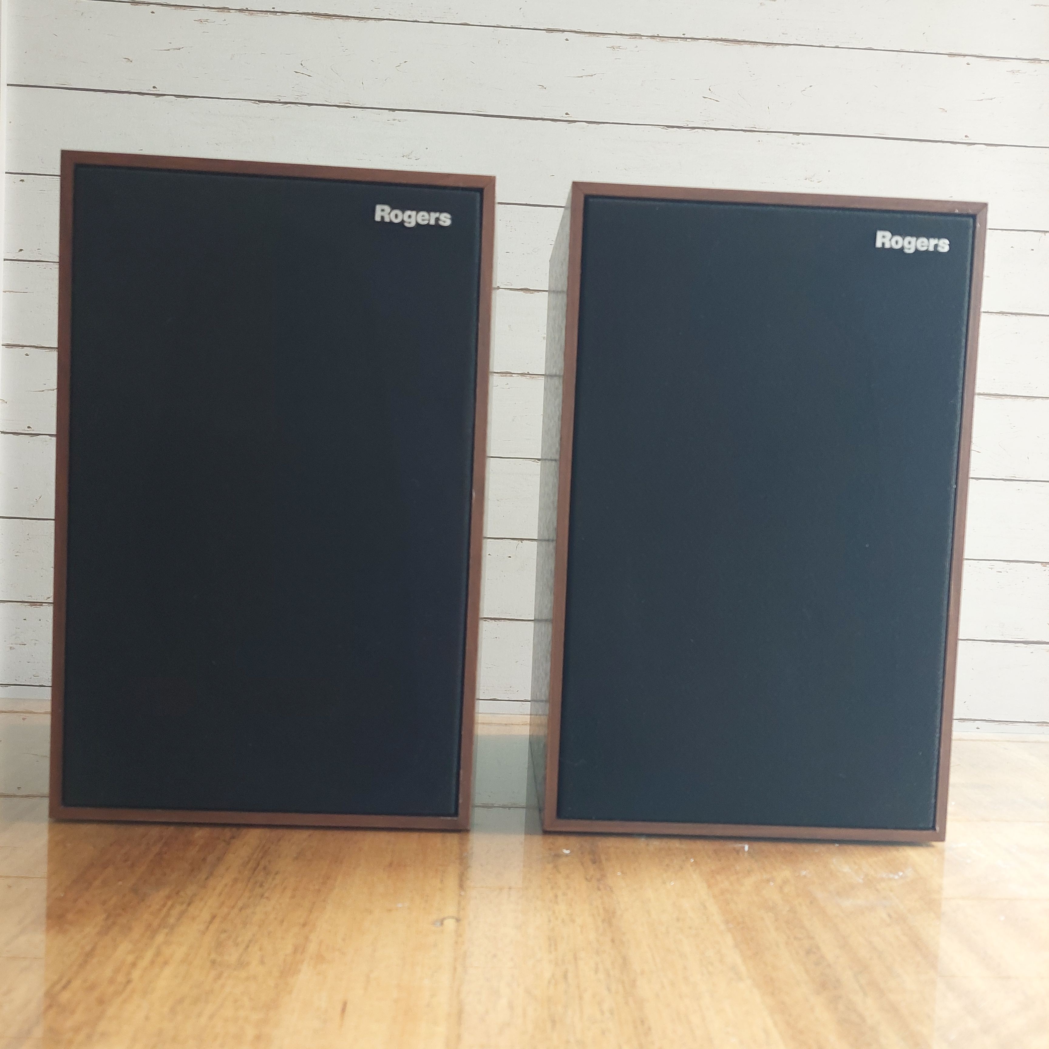 SOLD ELSEWHERE: Rogers LS2a bookshelf speakers - Stereo, Home Cinema ...