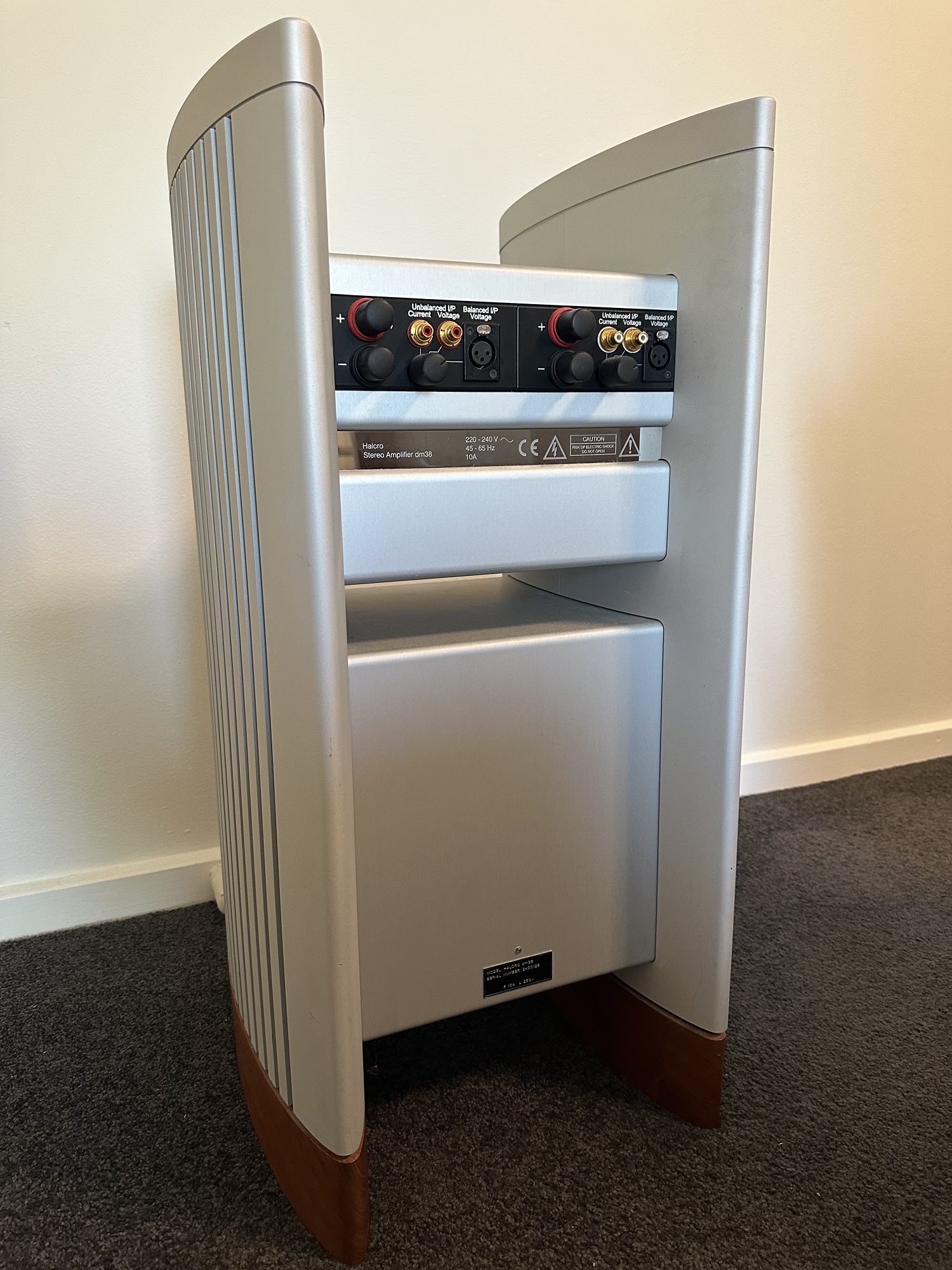 WITHDRAWN: Halcro DM38 Stereo Power Amplifier - Stereo, Home Cinema ...
