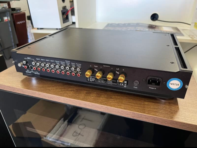 REGA ELICIT-R Integrated Amplifier - Commercial Classifieds - StereoNET