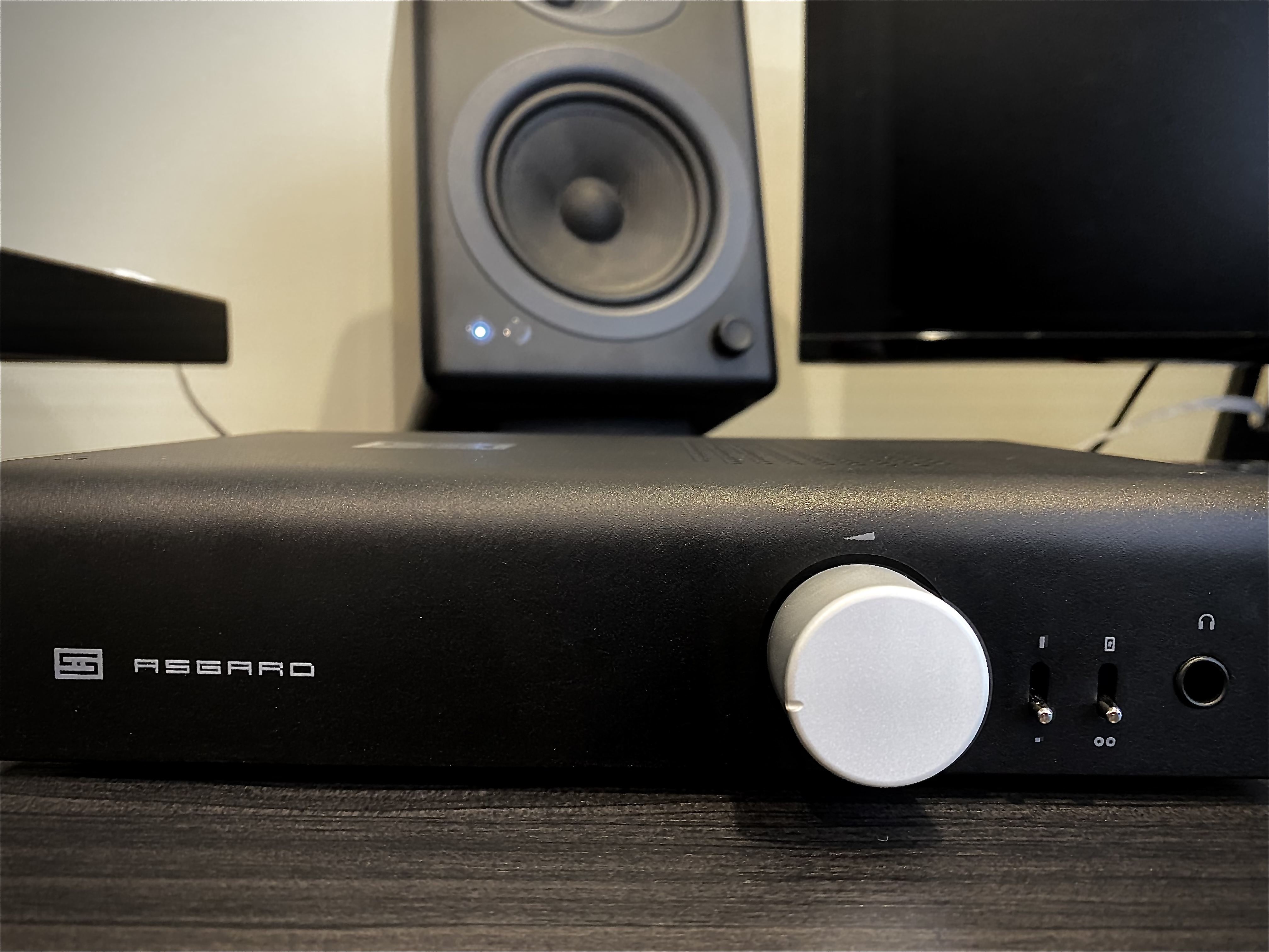 Schiit Asgard 3 Headphone Amp and Pre - Stereo, Home Cinema, Headphones ...