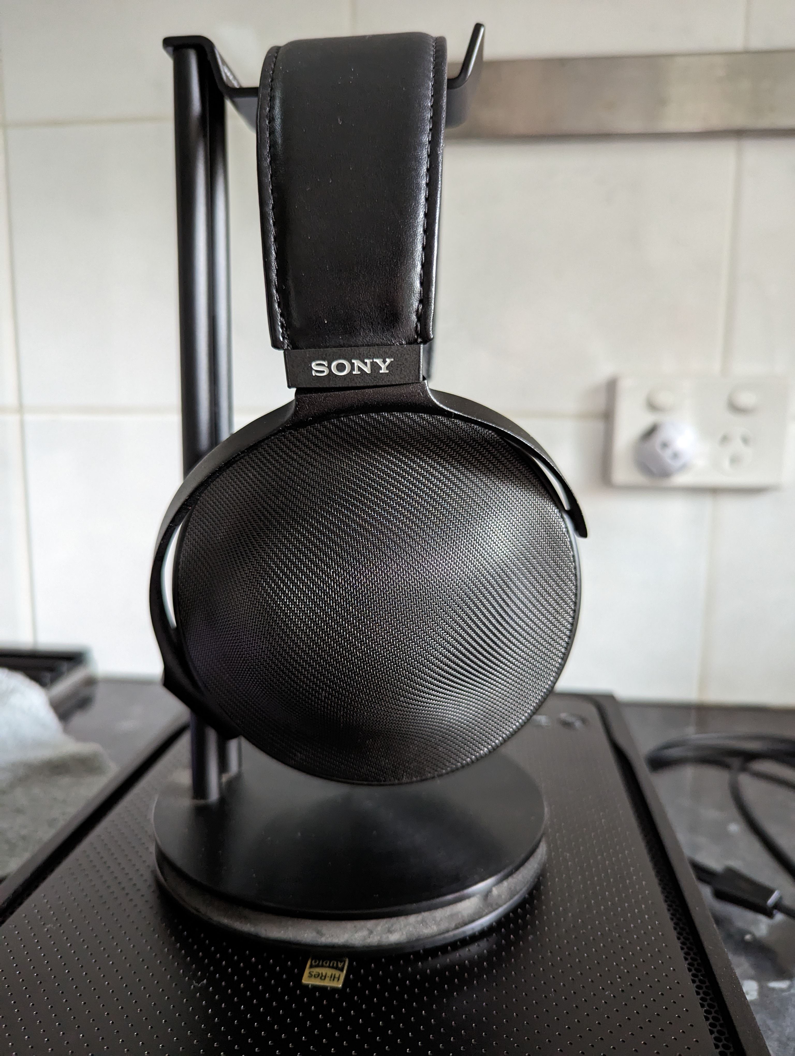 Sony MDR-Z1R Headphones - Stereo, Home Cinema, Headphones Components ...