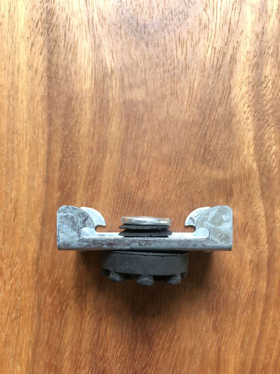 Rondo Resilient Sound Isolation Mount STWC/ST001 - Hi-Fi and Cinema ...