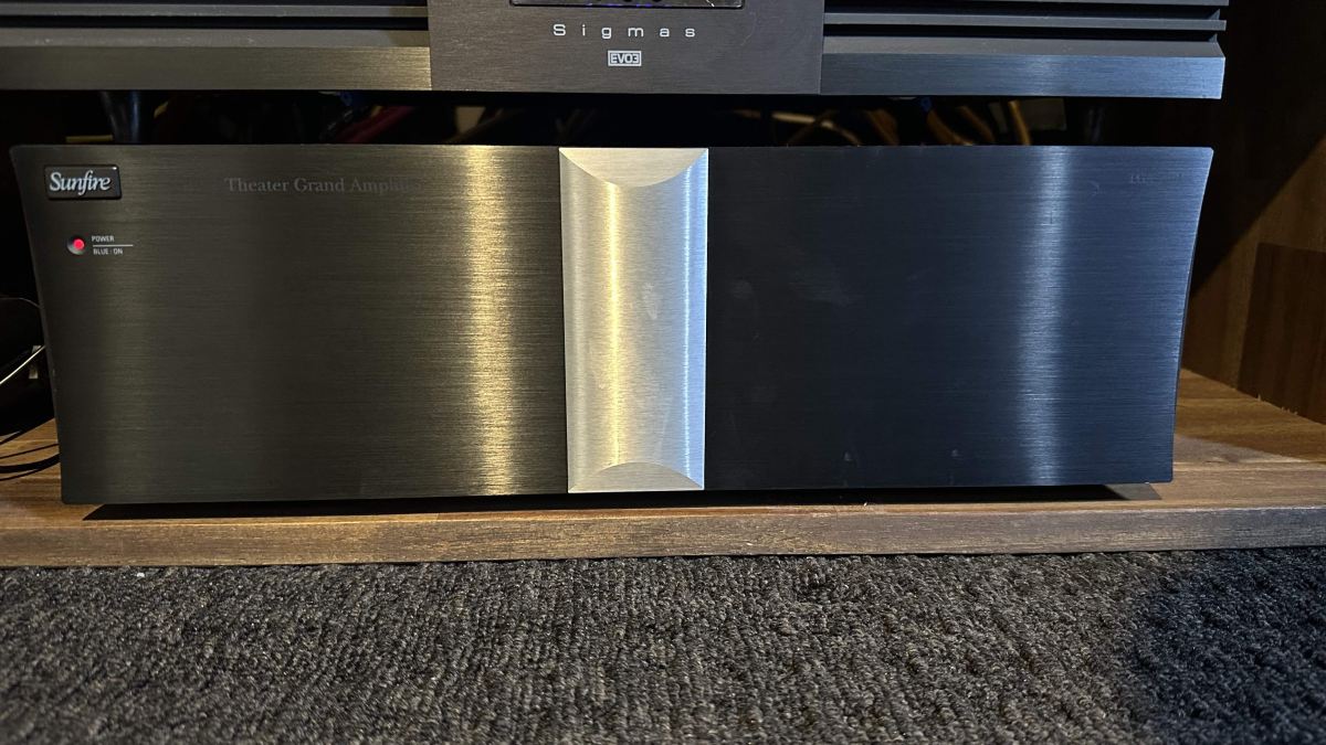 Sunfire TGA-7401 Power Amplifier 7x400W - Stereo, Home Cinema ...