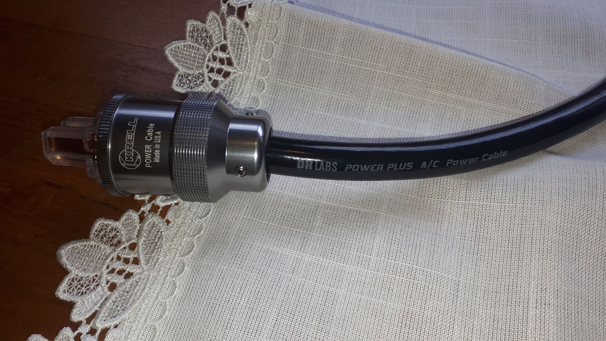 DH Labs Power Plus power cable with AUST connectors (0.5m) - Hi-Fi and ...