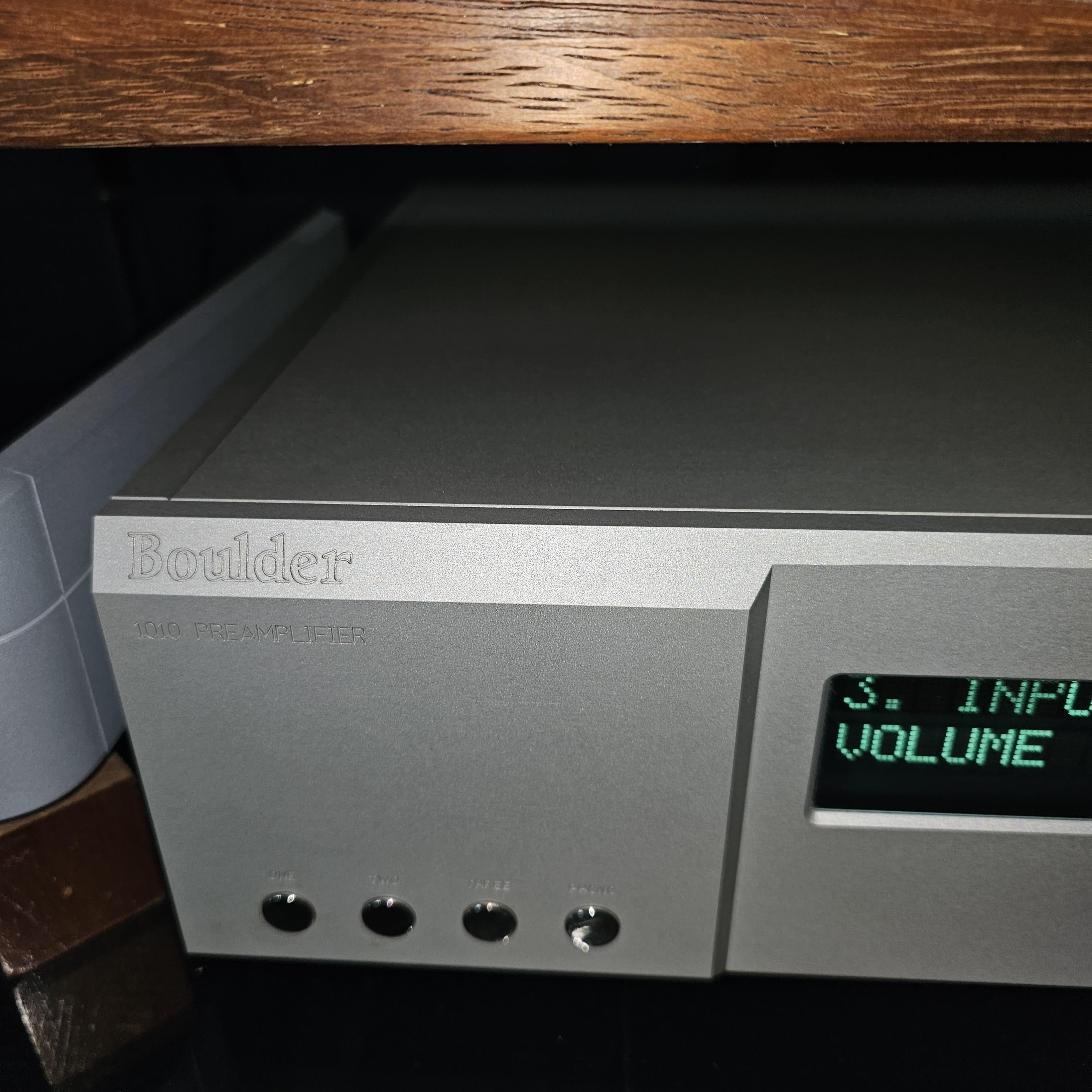 Boulder 1010 Pre amp - Stereo, Home Cinema, Headphones Components ...