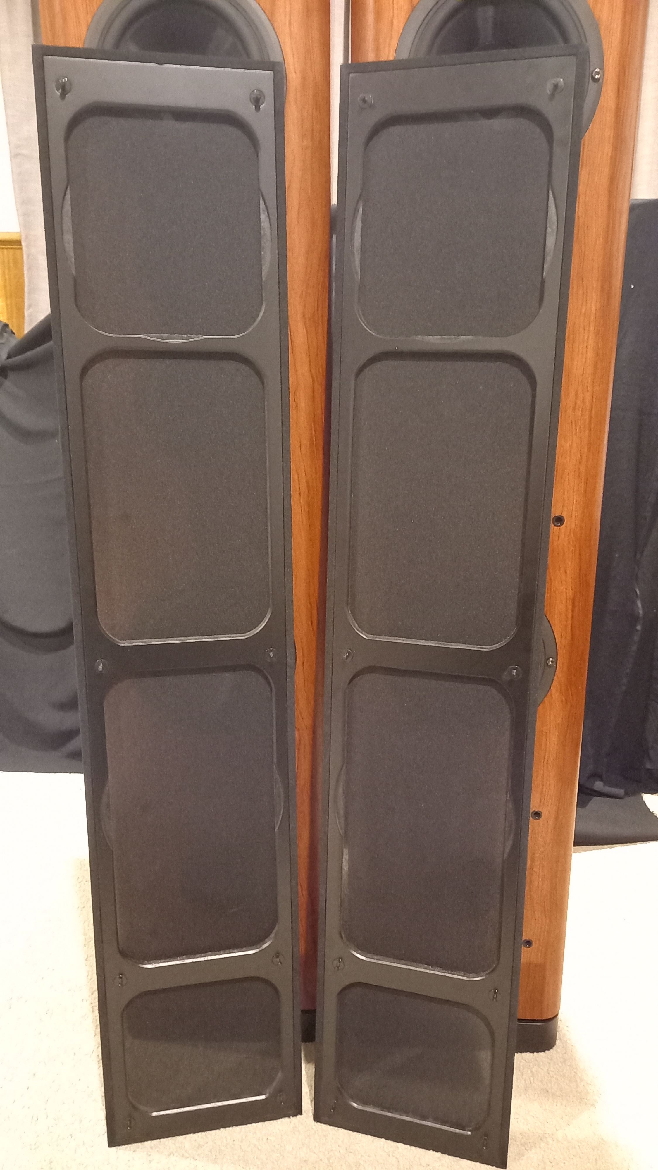 Whatmough 3 way Performance Series loudspeakers P33 |﻿ Stereo, Home Cinema, Headphones Components