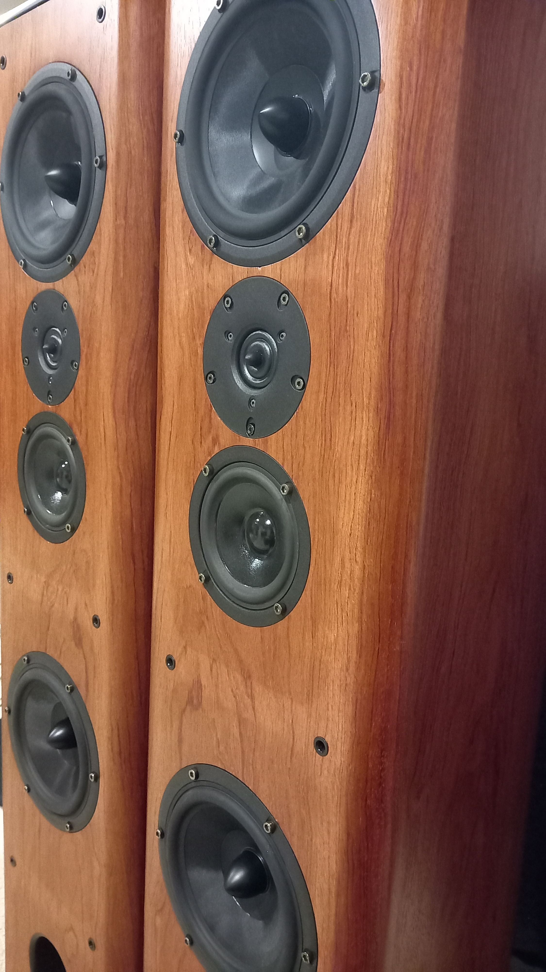 Whatmough 3 way Performance Series loudspeakers P33 |﻿ Stereo, Home Cinema, Headphones Components