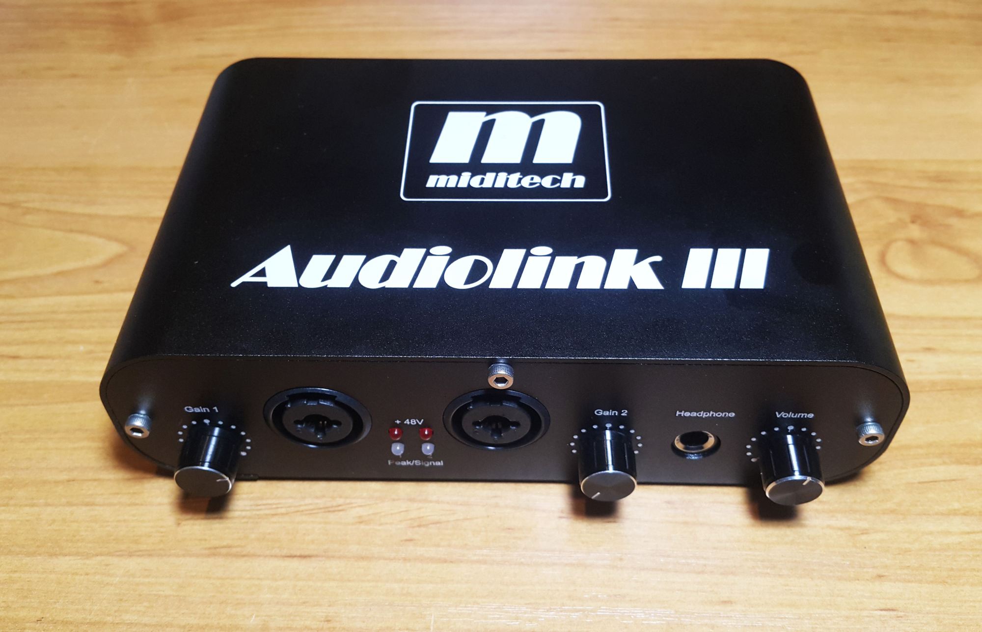 "As New" MIDITECH Audiolink III Audio Interface - Stereo, Home Cinema ...