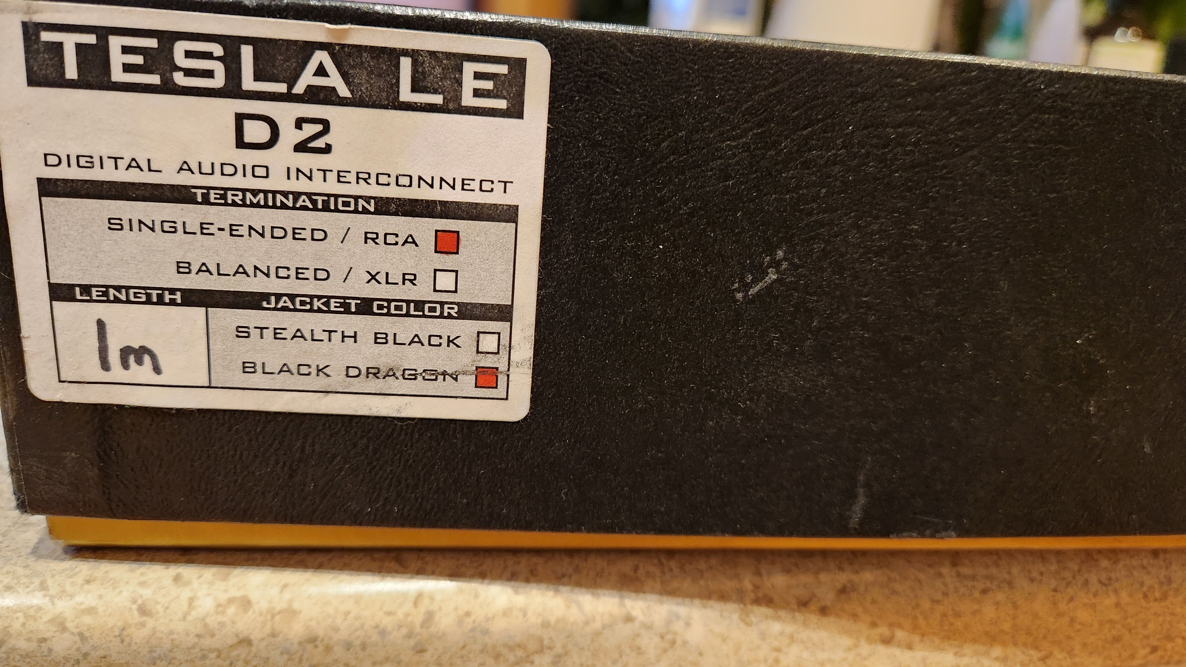 Synergistic Research 1m Tesla LE D2 Digital Coaxial Cable - Hi-Fi and ...