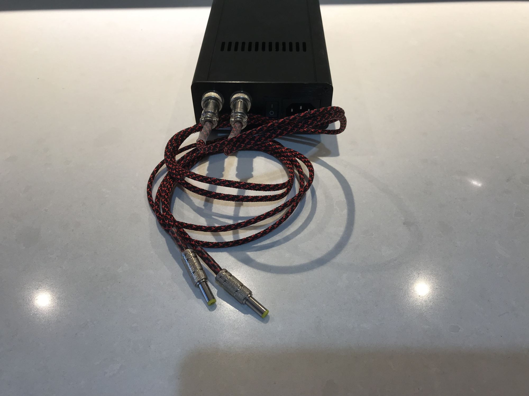 Linear PWR supply Dual 5V - Hi-Fi and Cinema Cables & Accessories ...